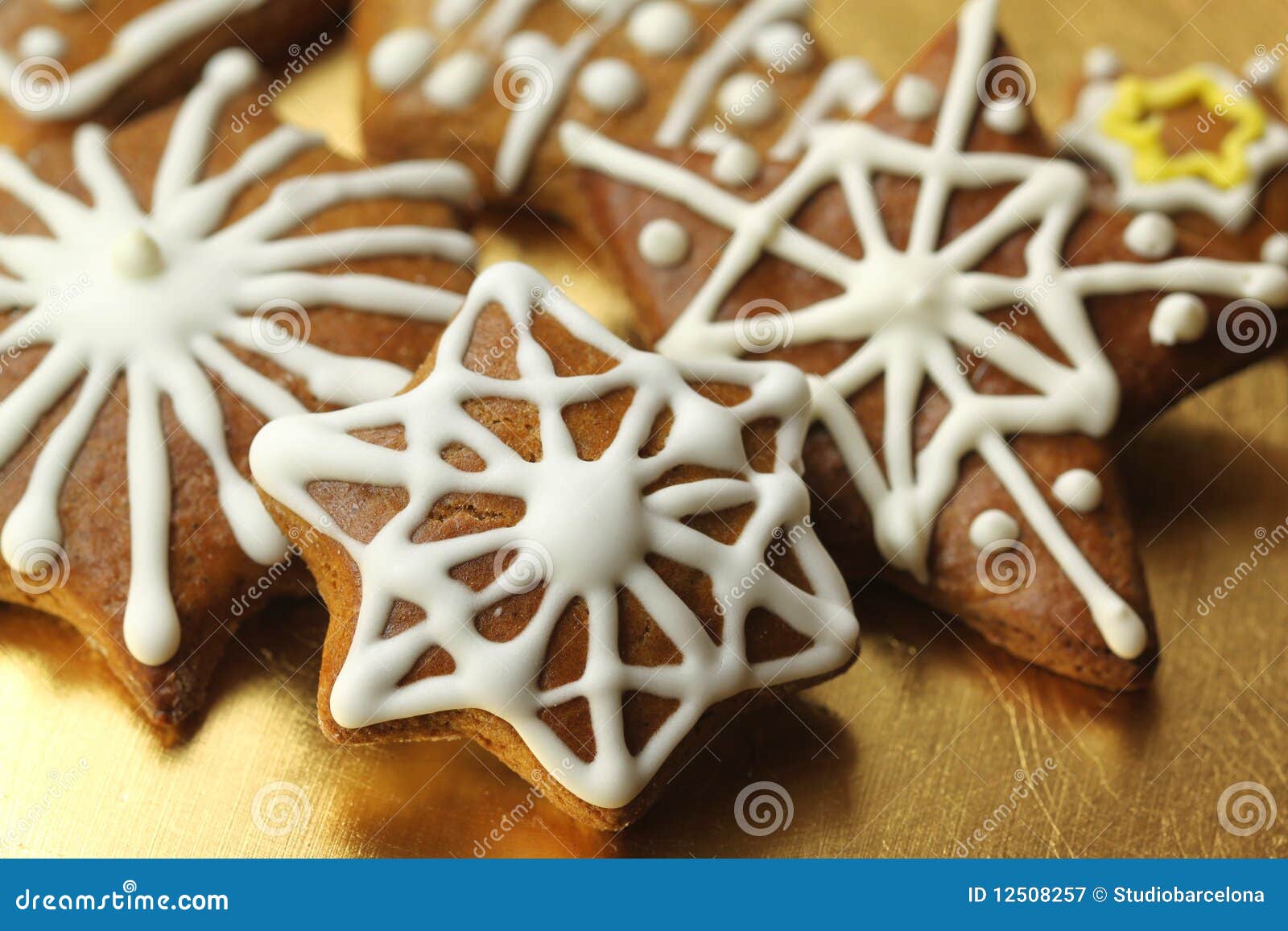 Gingerbread stars stock image. Image of ginger, icing - 12508257