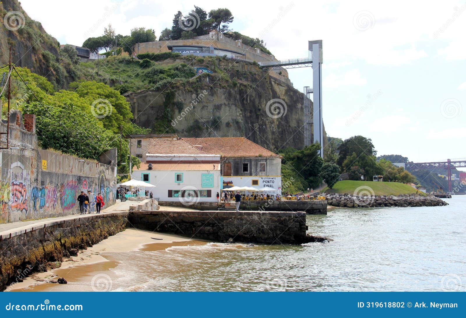 Ginjal Waterfront, with Panoramic Elevator of Boca Do Vento, Almada, Portugal Editorial ...