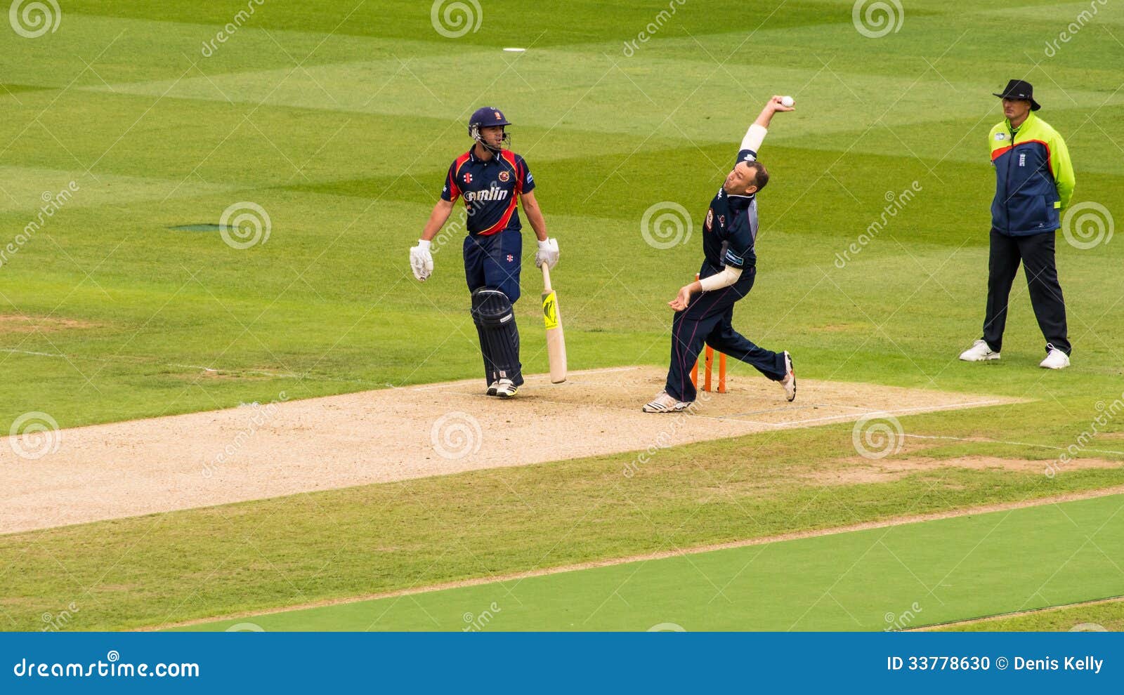 Giocatore Di Bocce Della Partita Del Cricket Immagine Editoriale ...