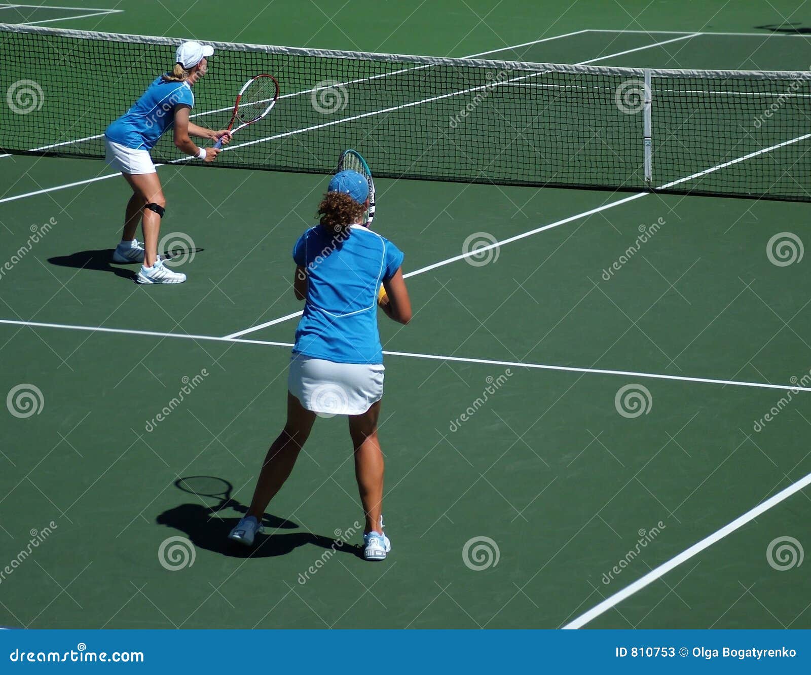 Gioco della squadra immagine stock. Immagine di socio, racchetta - 810753