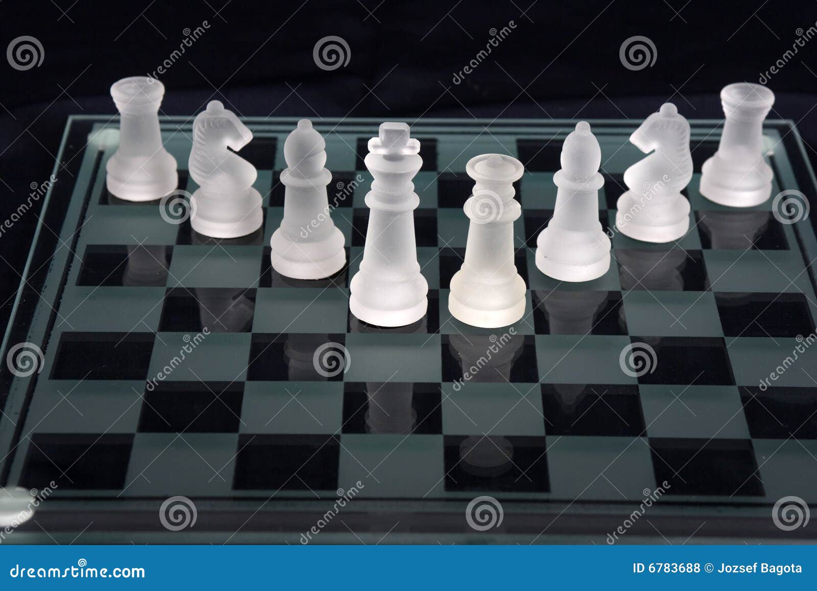 Gioco di scacchi fotografia stock. Immagine di intelligenza - 6783688