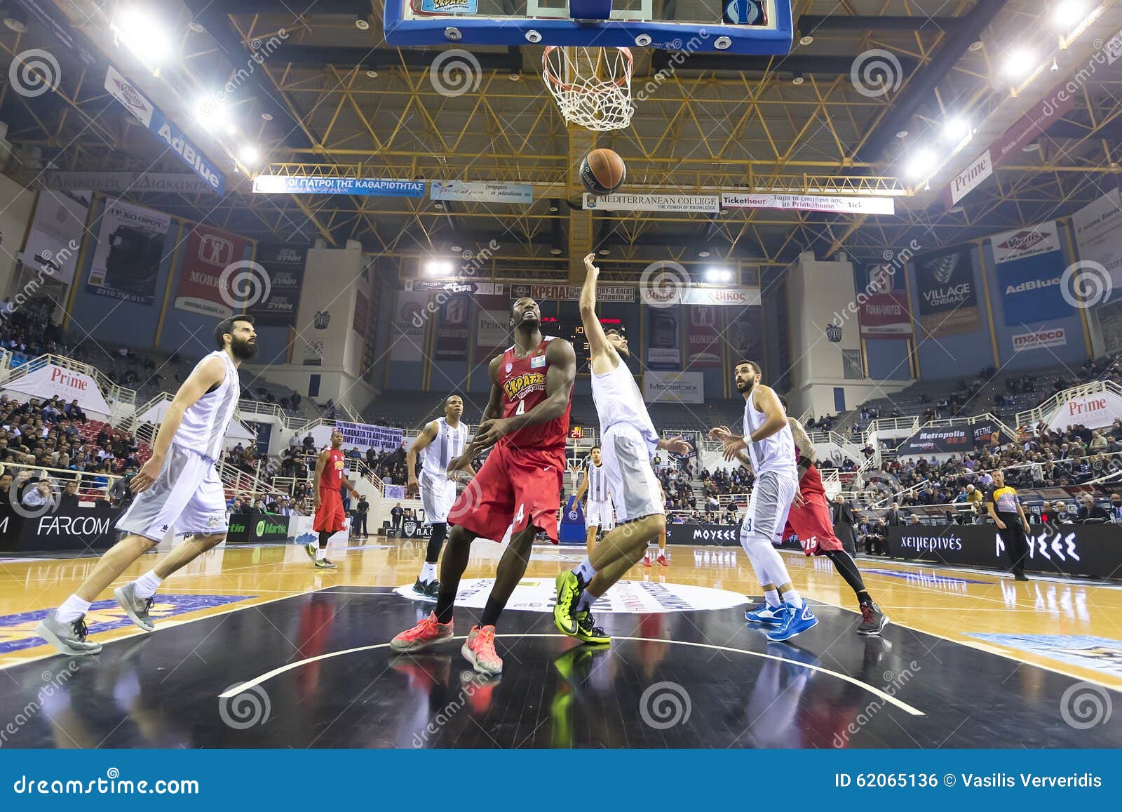 Gioco Greco Paok Della Lega Del Canestro Contro Olympiakos Fotografia ...