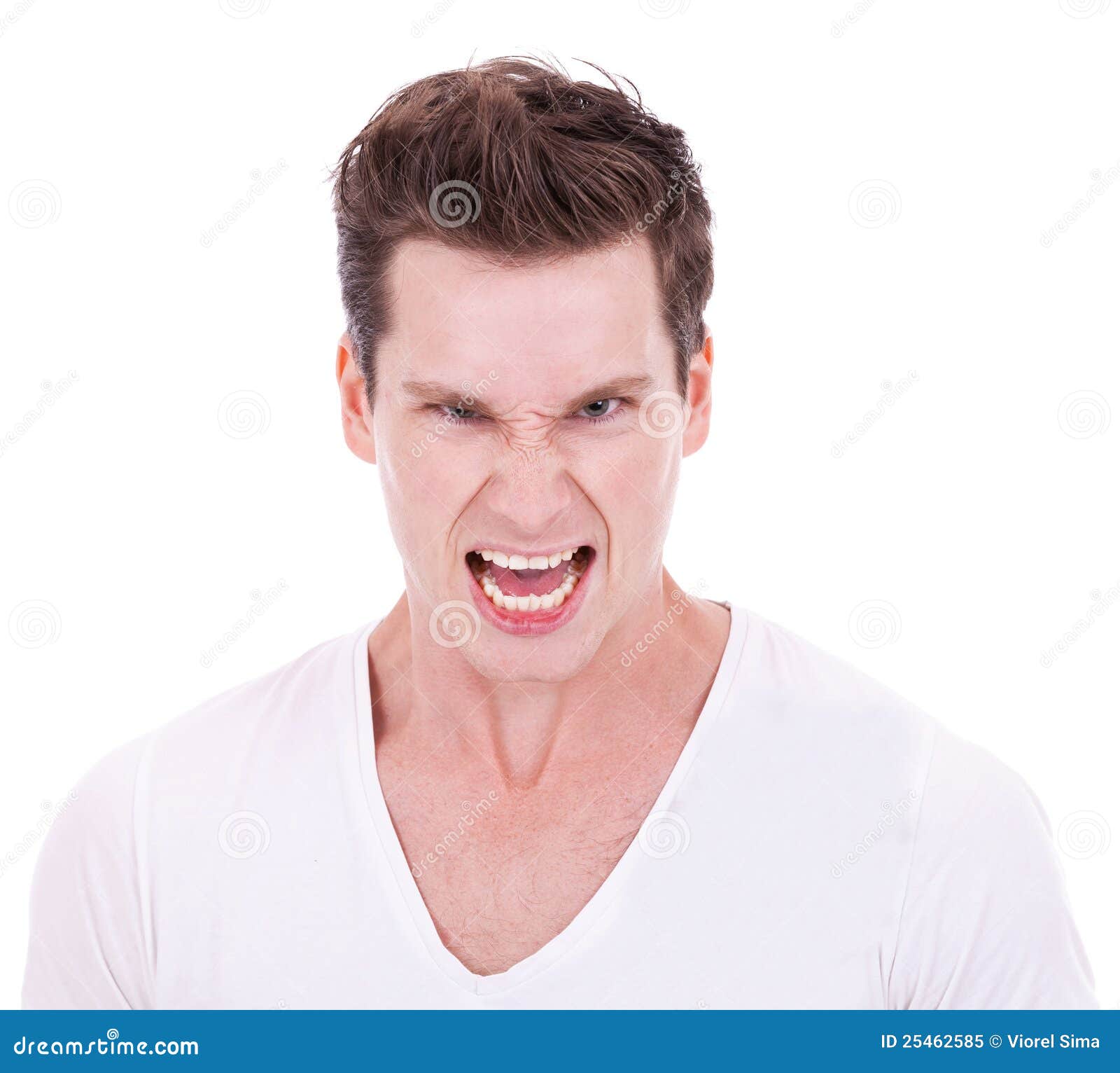 Giovane che grida immagine stock. Immagine di modello - 25462585