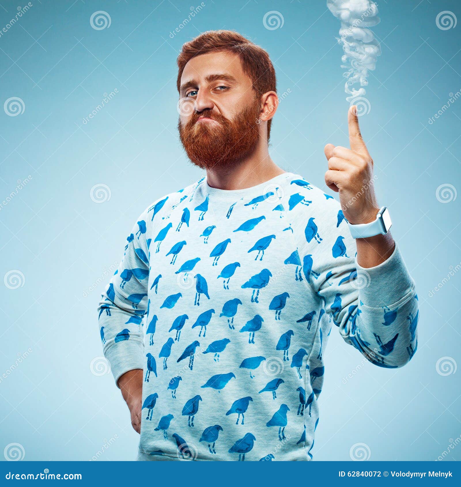 Giovane Che Indica Il Suo Dito Su Fotografia Stock - Immagine di occhi ...