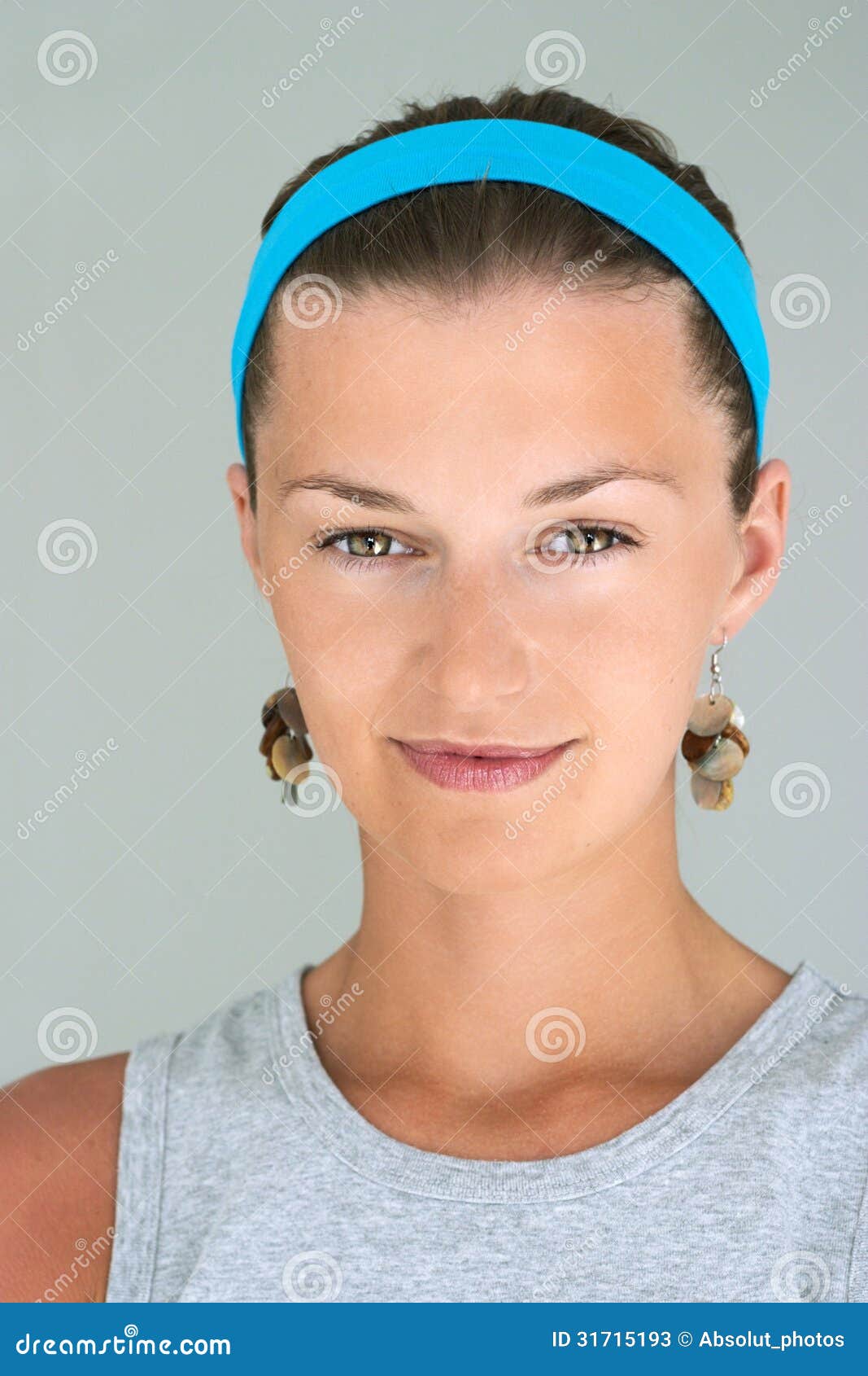 Giovane donna immagine stock. Immagine di bellezza, twenties - 31715193