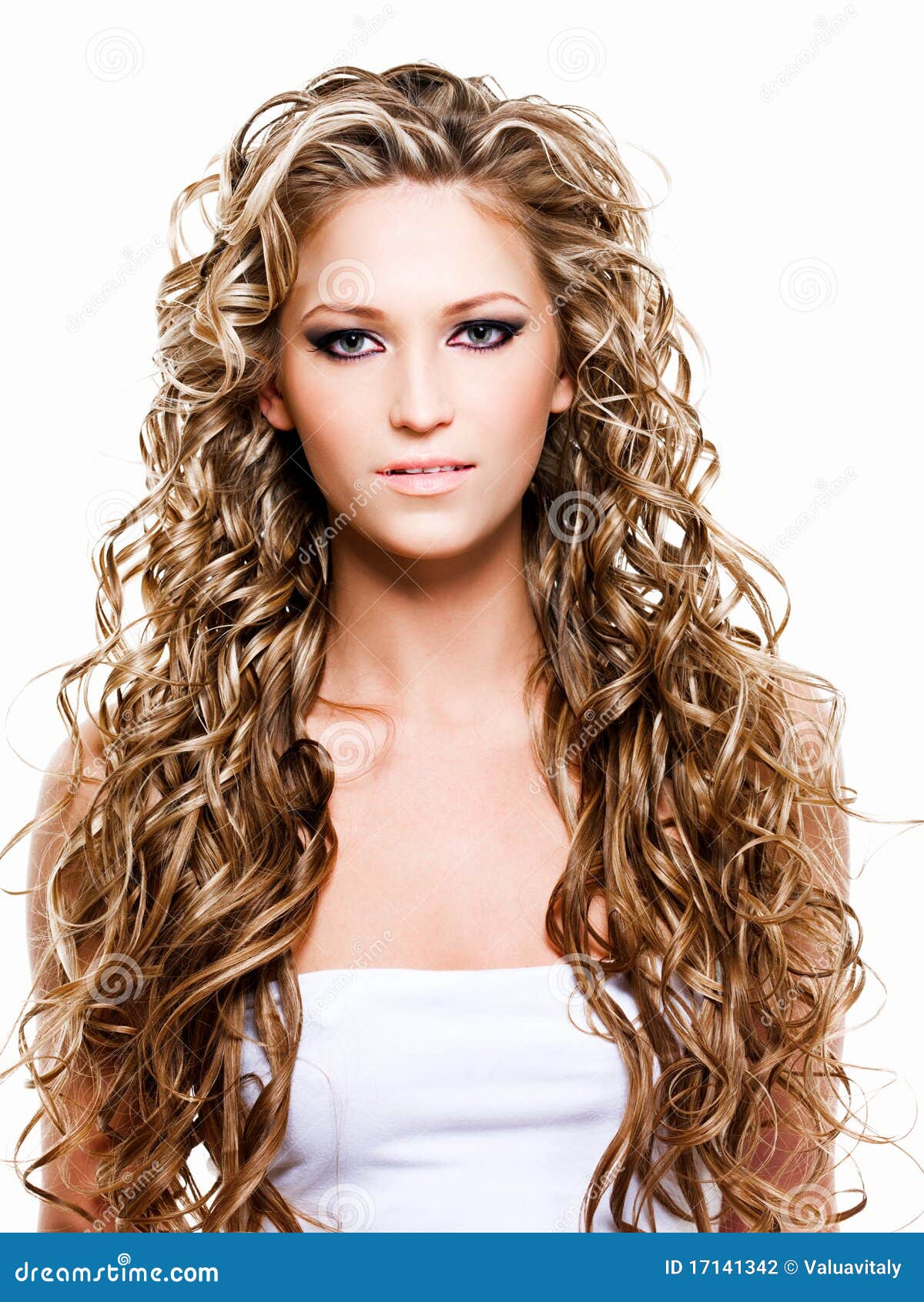 Giovane Donna Con Bei Capelli Lunghi Fotografia Stock - Immagine di ...