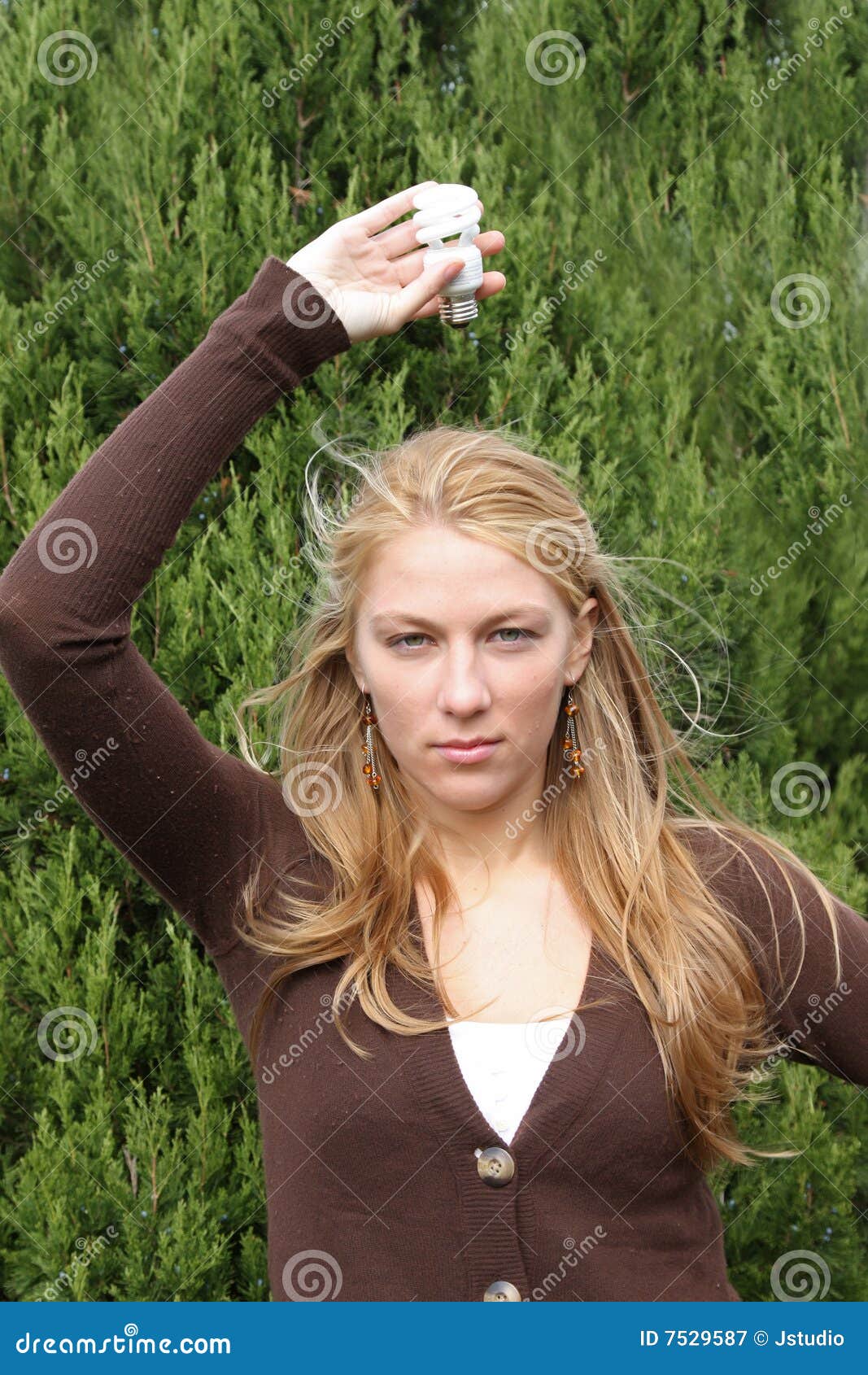 Giovane Ragazza Dell'ecologo Immagine Stock - Immagine di ecologo ...