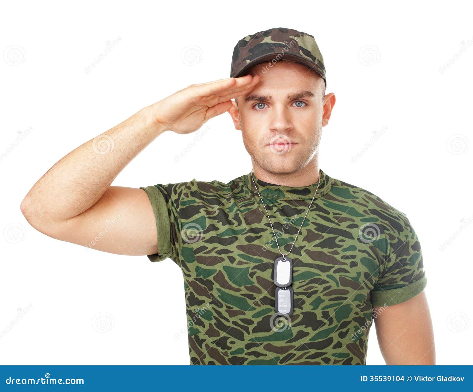 Giovane Saluto Del Soldato Dell'esercito Fotografia Stock - Immagine di ...