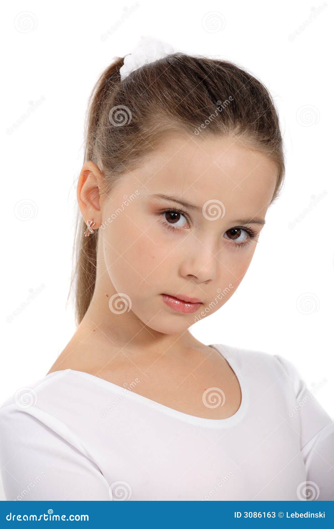 Giovani di bella ragazza immagine stock. Immagine di esercitazione ...