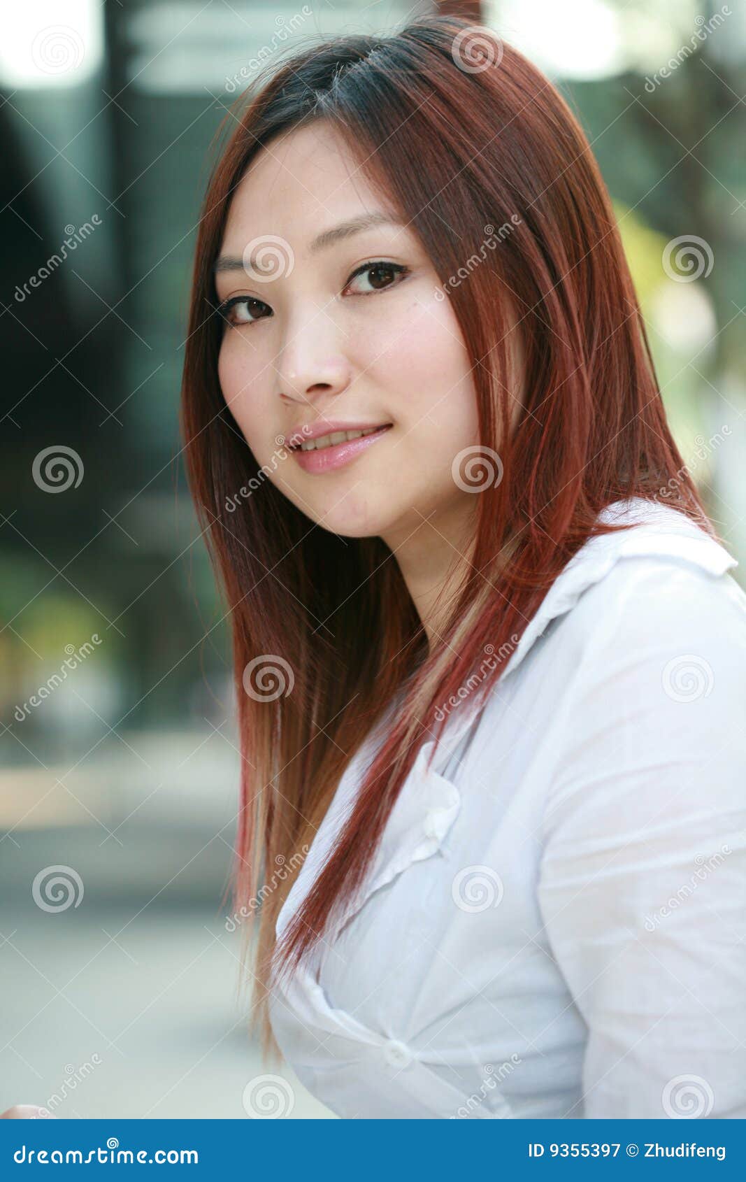 Giovani Donne Di Affari Asiatiche Immagine Stock - Immagine di asiatico ...