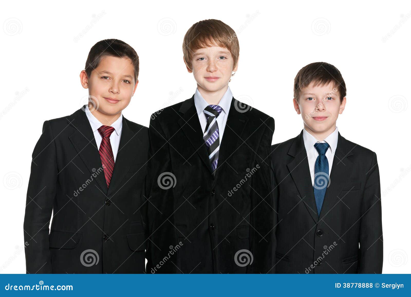 Giovani Ragazzi Bei in Vestiti Neri Fotografia Stock - Immagine di ...