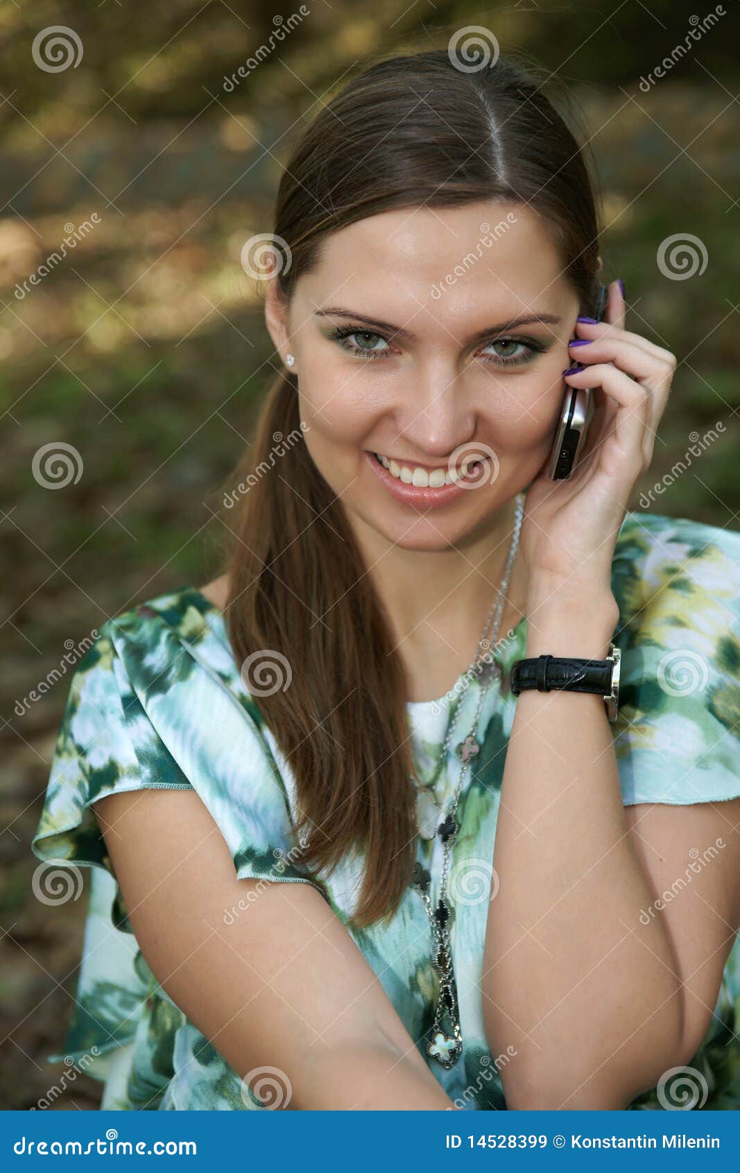 The girl stock image. Image of cellular, copyspace, beautiful - 14528399