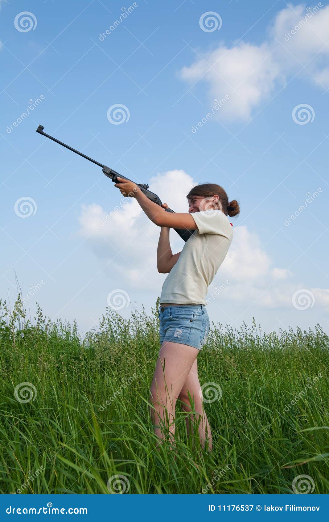 Girl with air rifle stock image. Image of force, military - 11176537