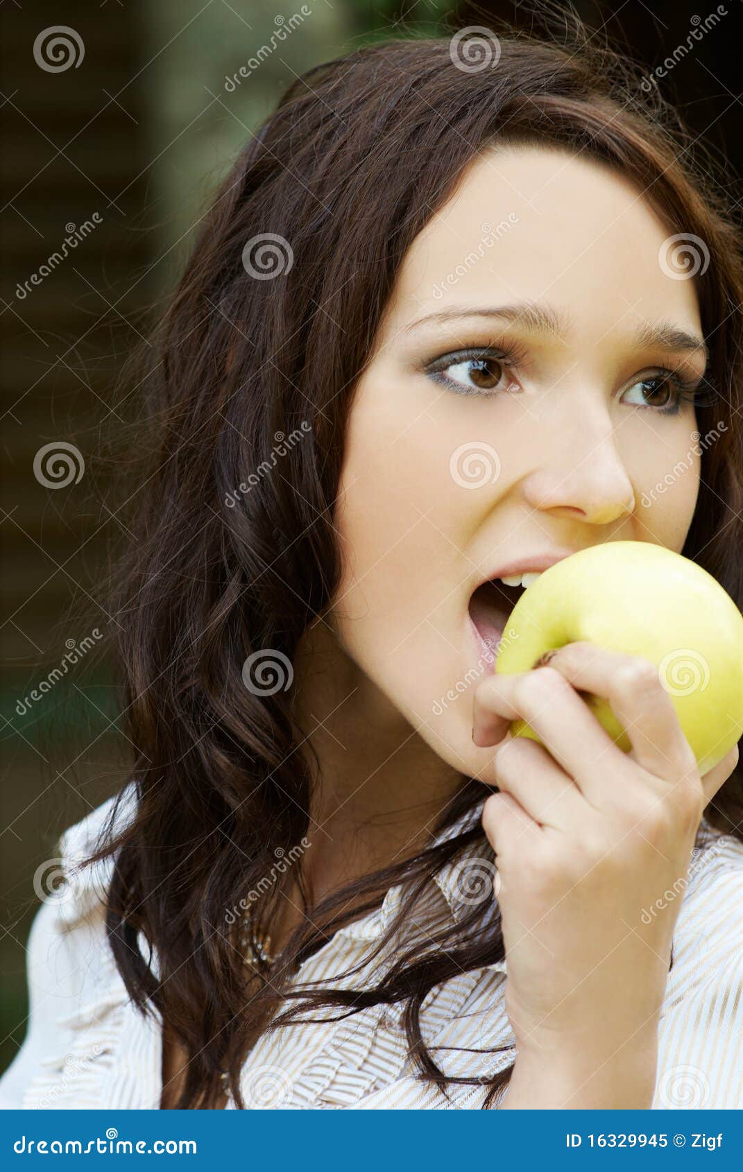 Girl with apple stock image. Image of breakfast, caucasian - 16329945
