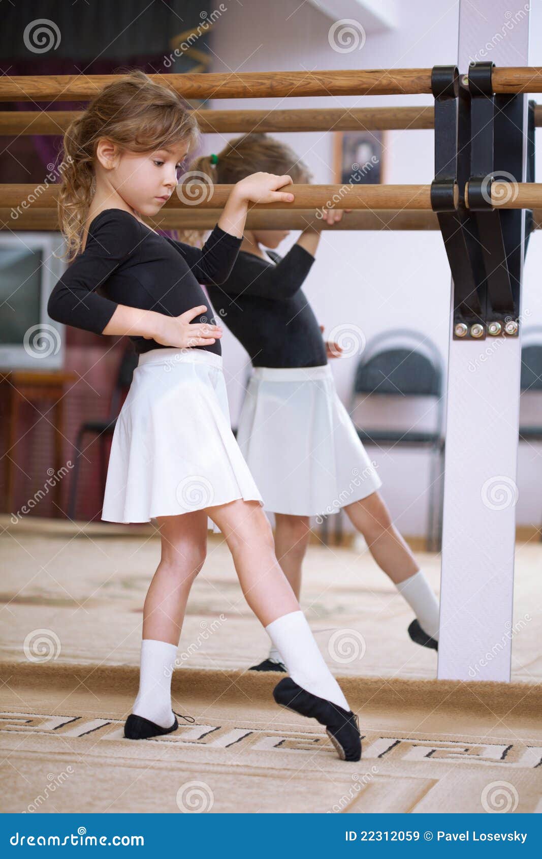 Girl at Ballet Barre. Ballet Pas Stock Image - Image of mirror ...
