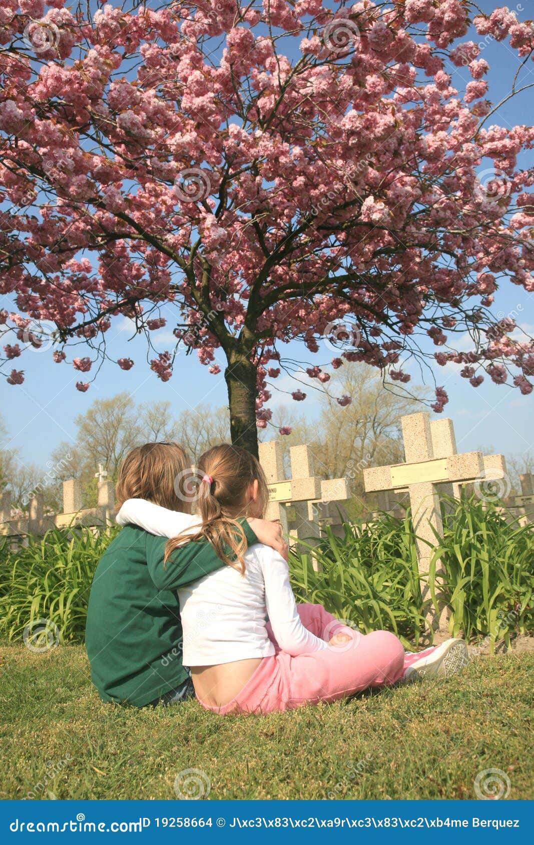 Girl and boy cemetery stock photo. Image of sadness, tomb - 19258664