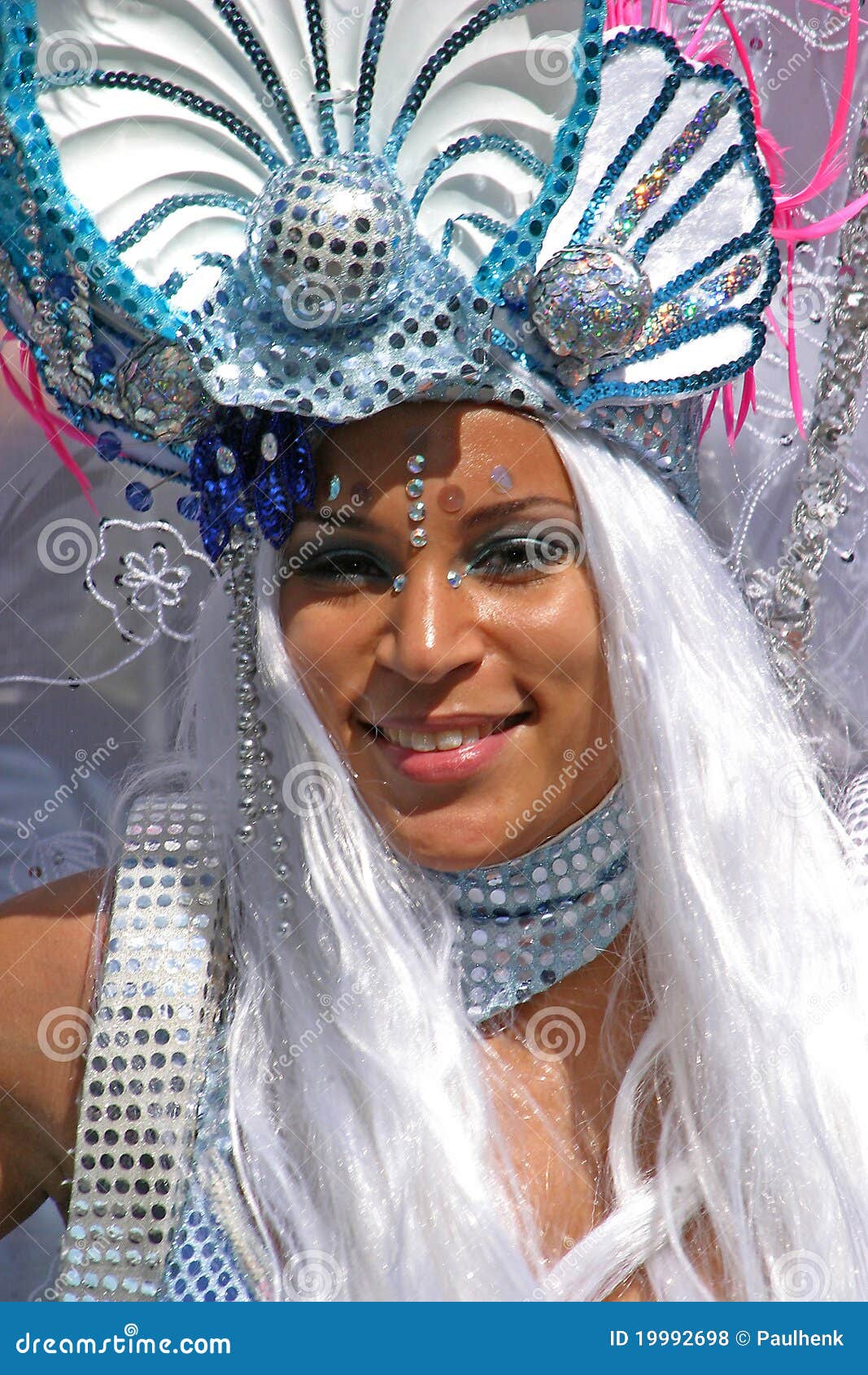 Girl in carnival parade editorial stock photo. Image of blue - 19992698
