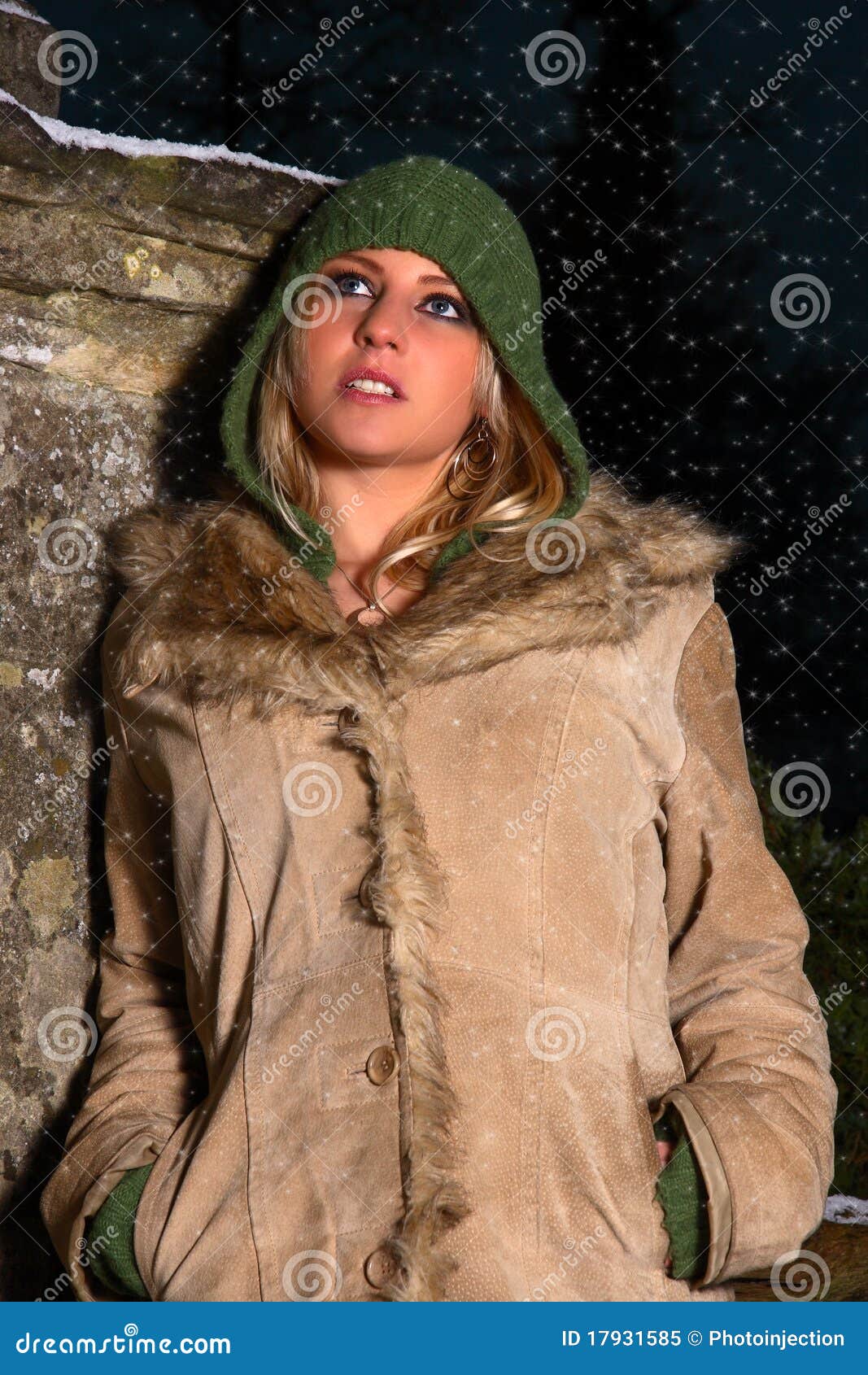 Girl in cold winter stock image. Image of gloves, jacket - 17931585