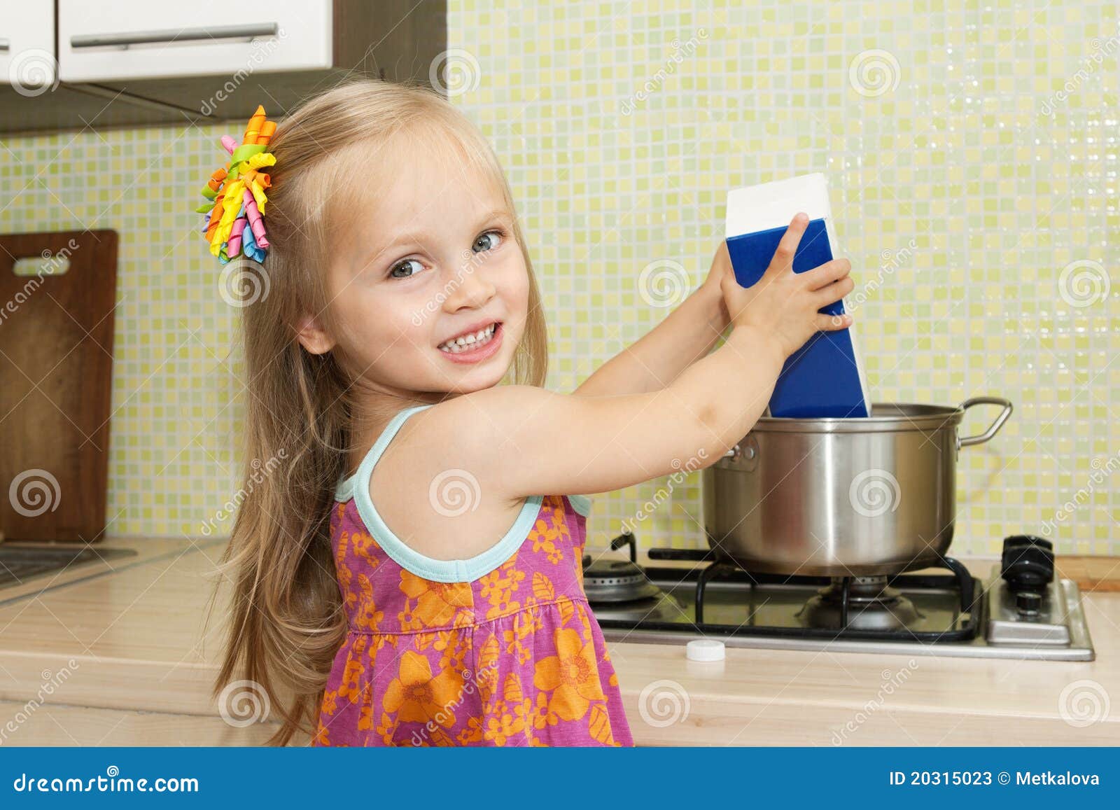 Girl Cooking in the Kitchen Stock Image - Image of kitchen, home: 20315023