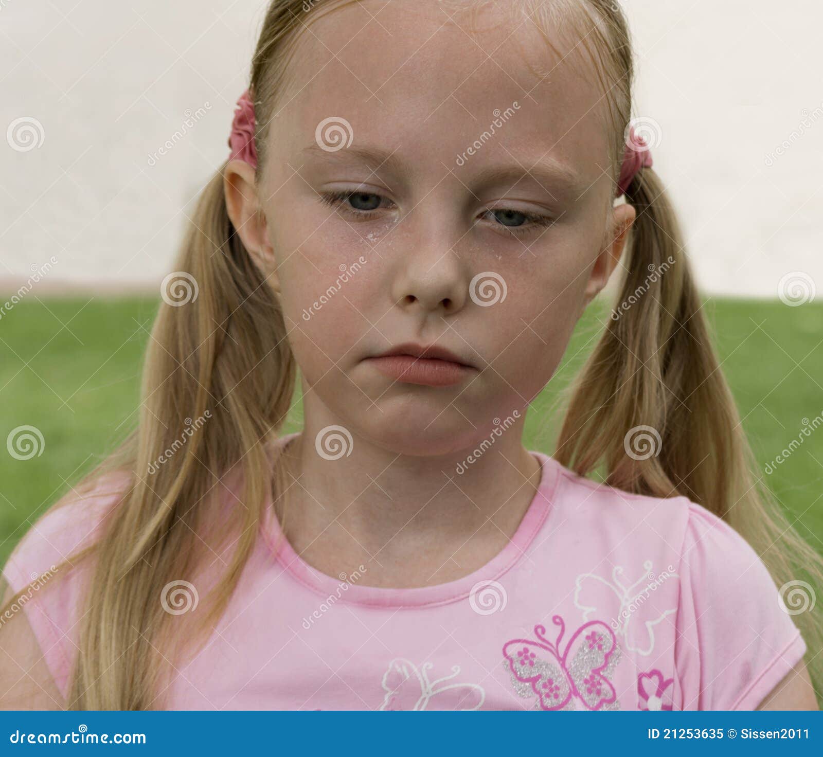 Girl crying stock image. Image of girl, eyes, frown, sweet - 21253635