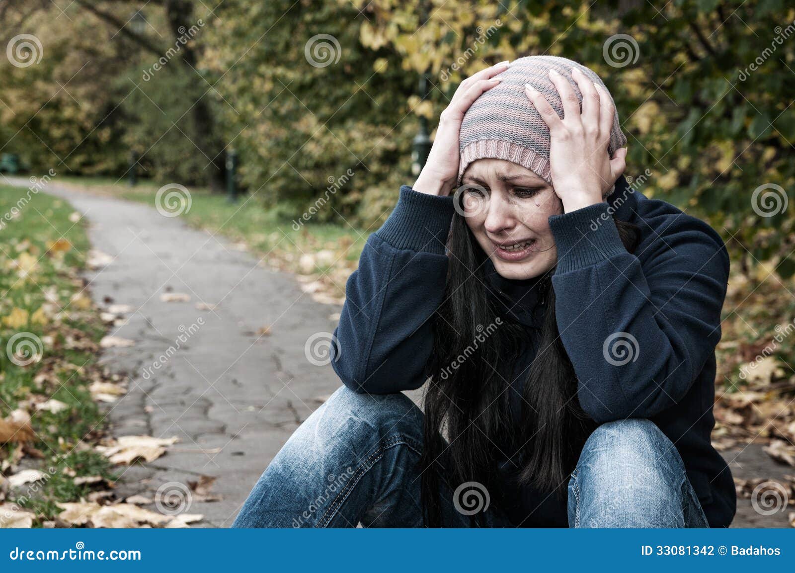 Girl crying stock photo. Image of grunge, bench, face - 33081342