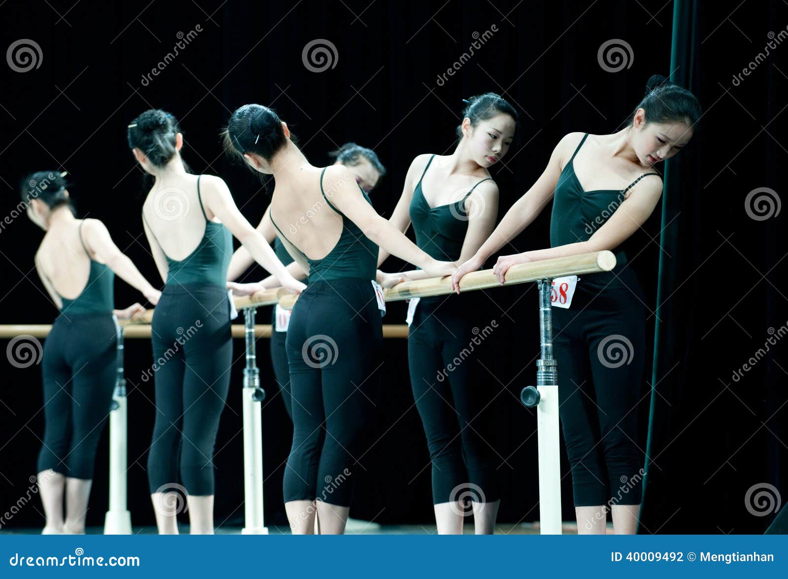 The girl dance training editorial photography. Image of curtain - 40009492