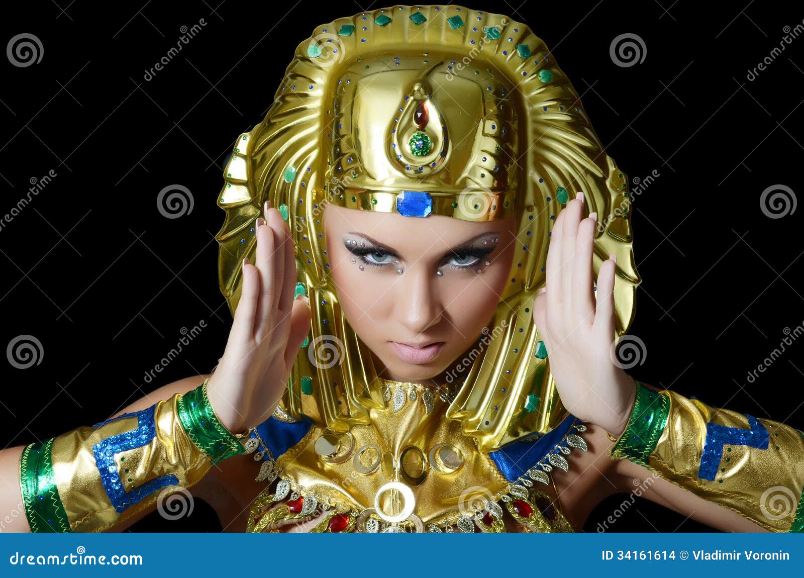 The Girl-dancer in a Costume of the Pharaoh Stock Photo - Image of ...