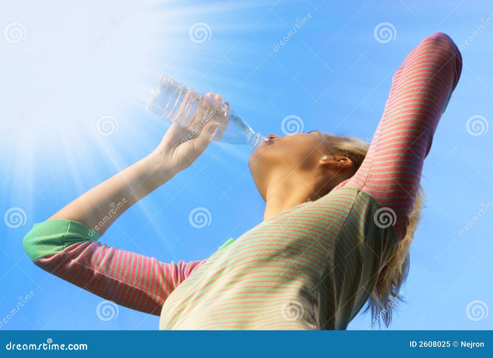 Girl dinking water stock image. Image of blue, gulp, lifestyle - 2608025