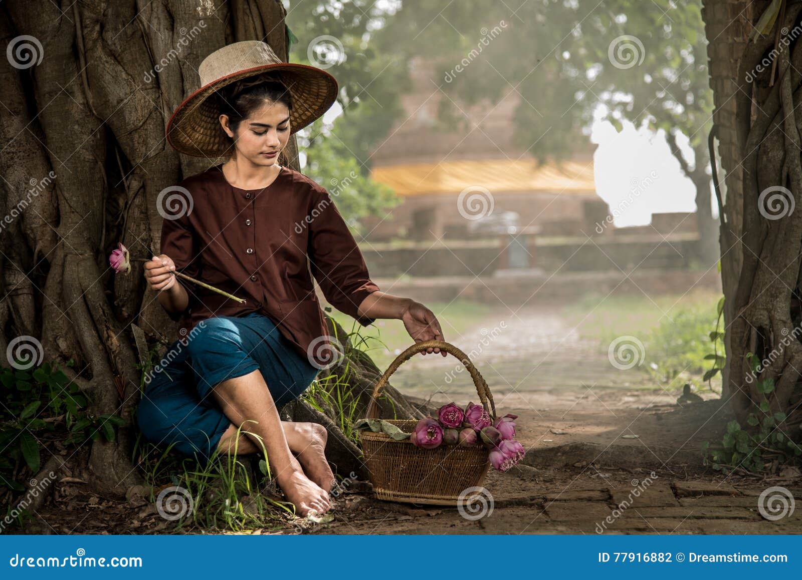 Girl dinking water stock photo. Image of plant, dinking - 77916882
