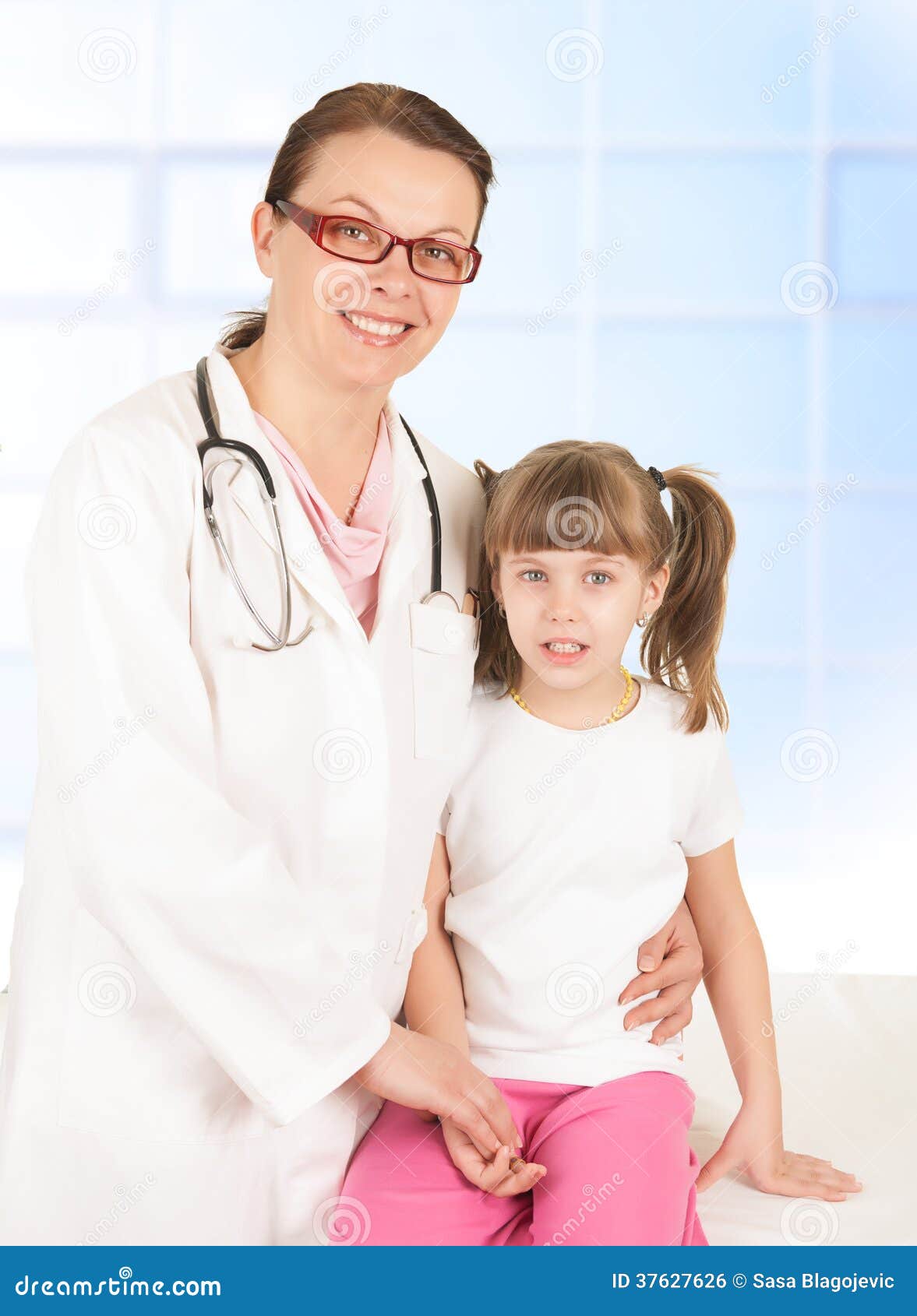 Girl with doctor stock photo. Image of pediatrician, laughing - 37627626