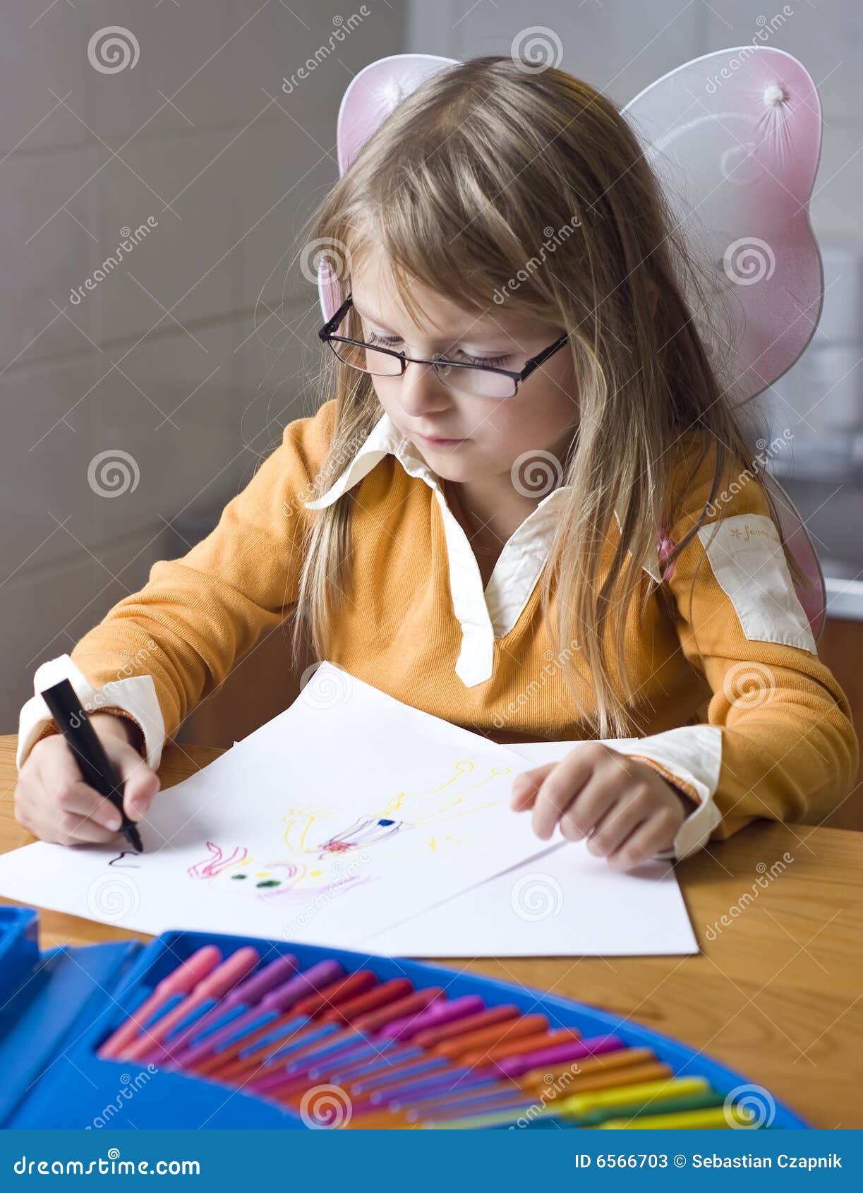 Girl Is Drawing Stock Photo | CartoonDealer.com #18785754