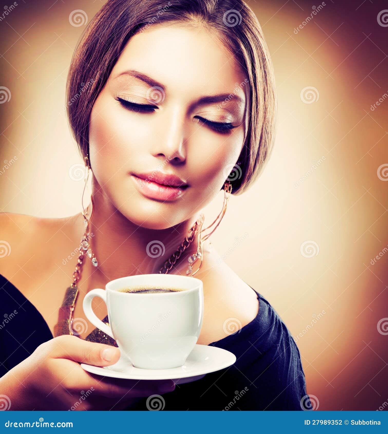 Girl Drinking Tea or Coffee Stock Photo - Image of menu, color: 27989352