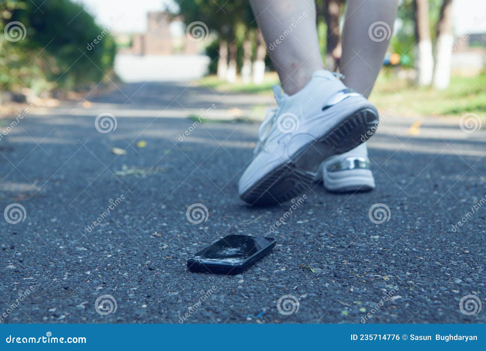 The Girl Dropped the Phone and Left Stock Photo - Image of phone ...