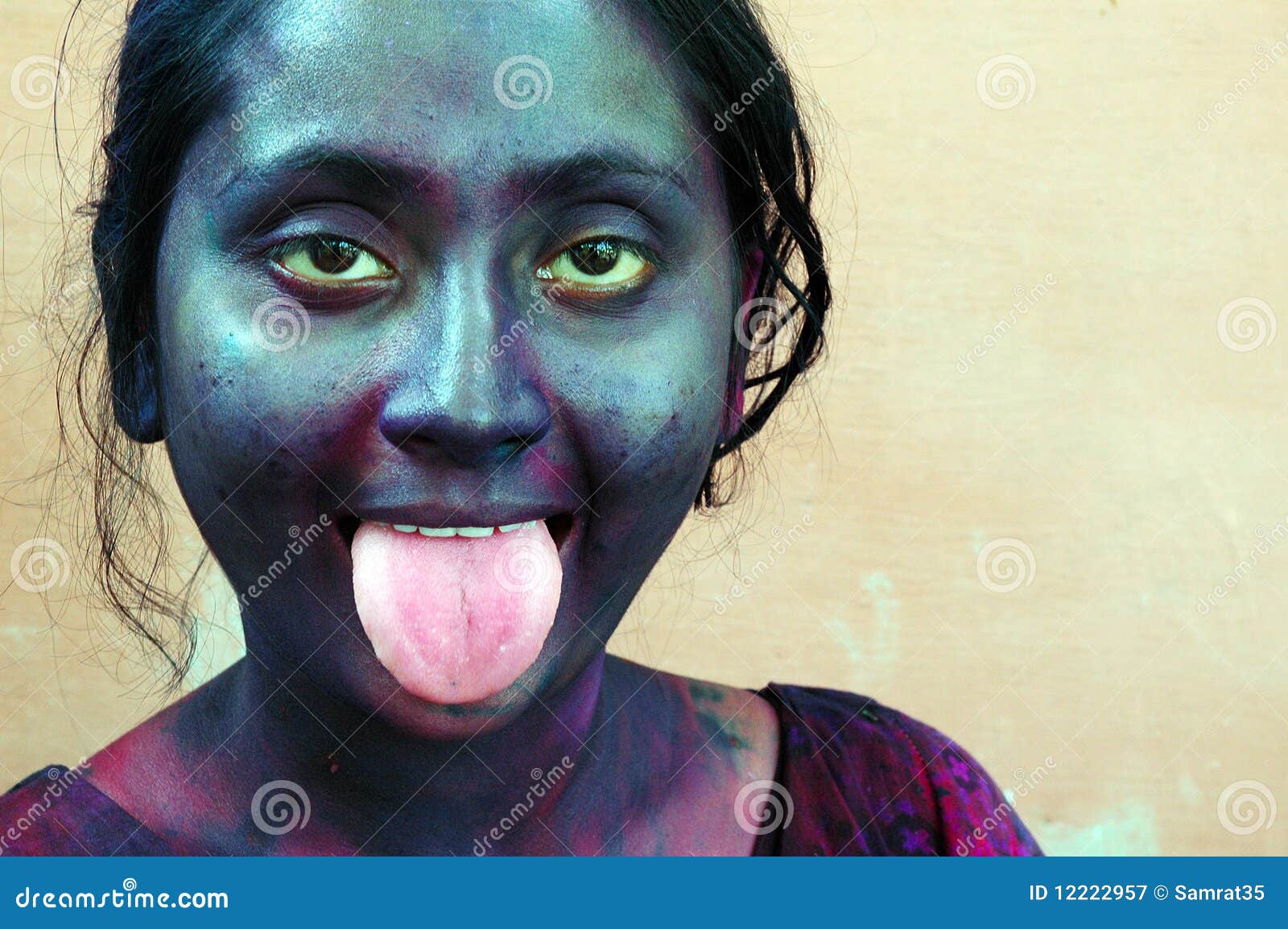 A GIRL FACE SMEARED with COLOUR Editorial Photography - Image of girl ...