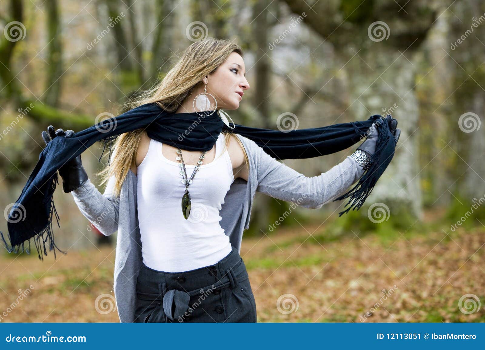 Girl fall forest stock image. Image of cold, pretty, woman - 12113051