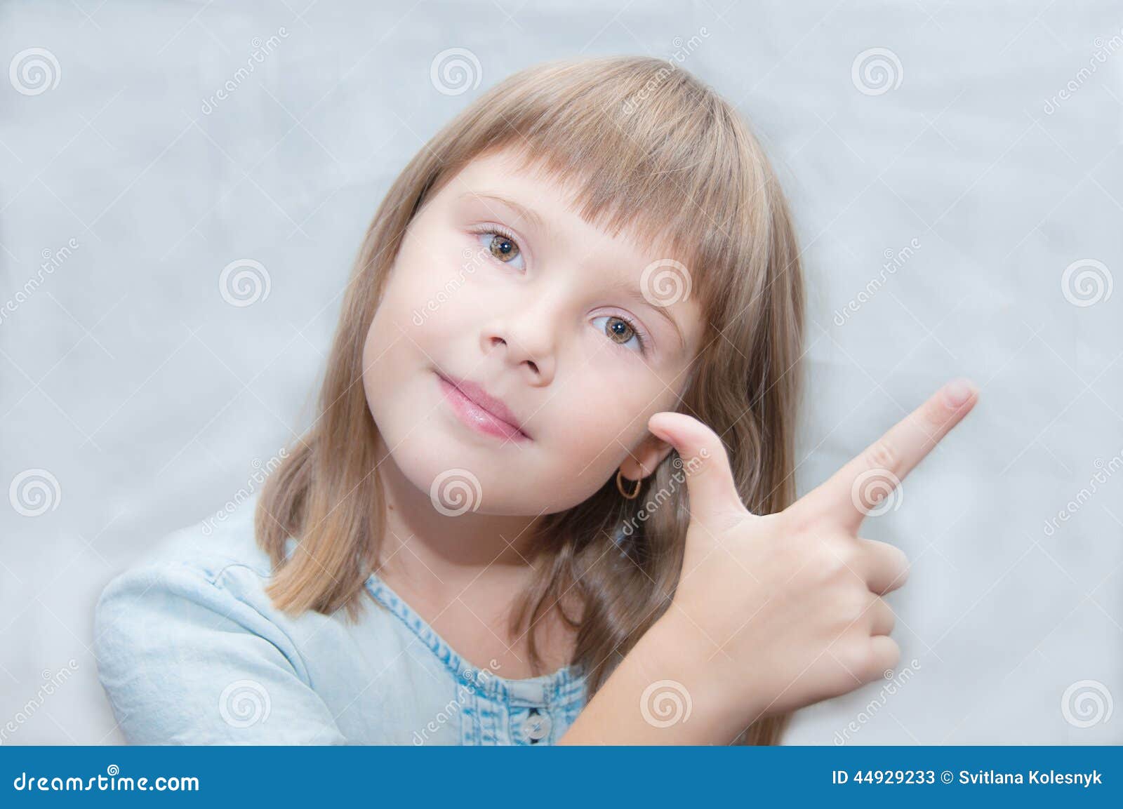 Girl fingers stock image. Image of happiness, cheerful - 44929233