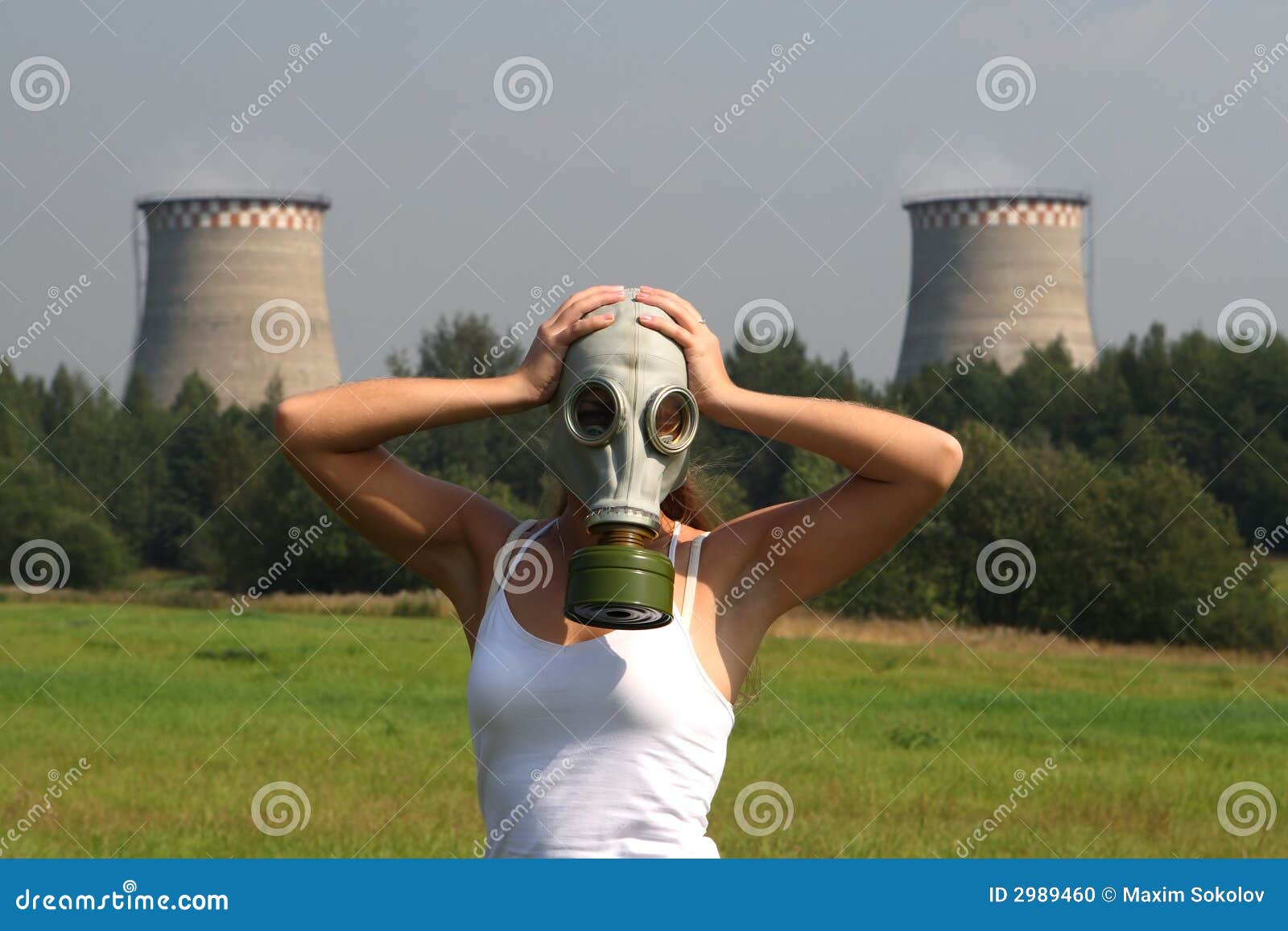 Girl in a gas mask stock photo. Image of unpleasant, mask - 2989460