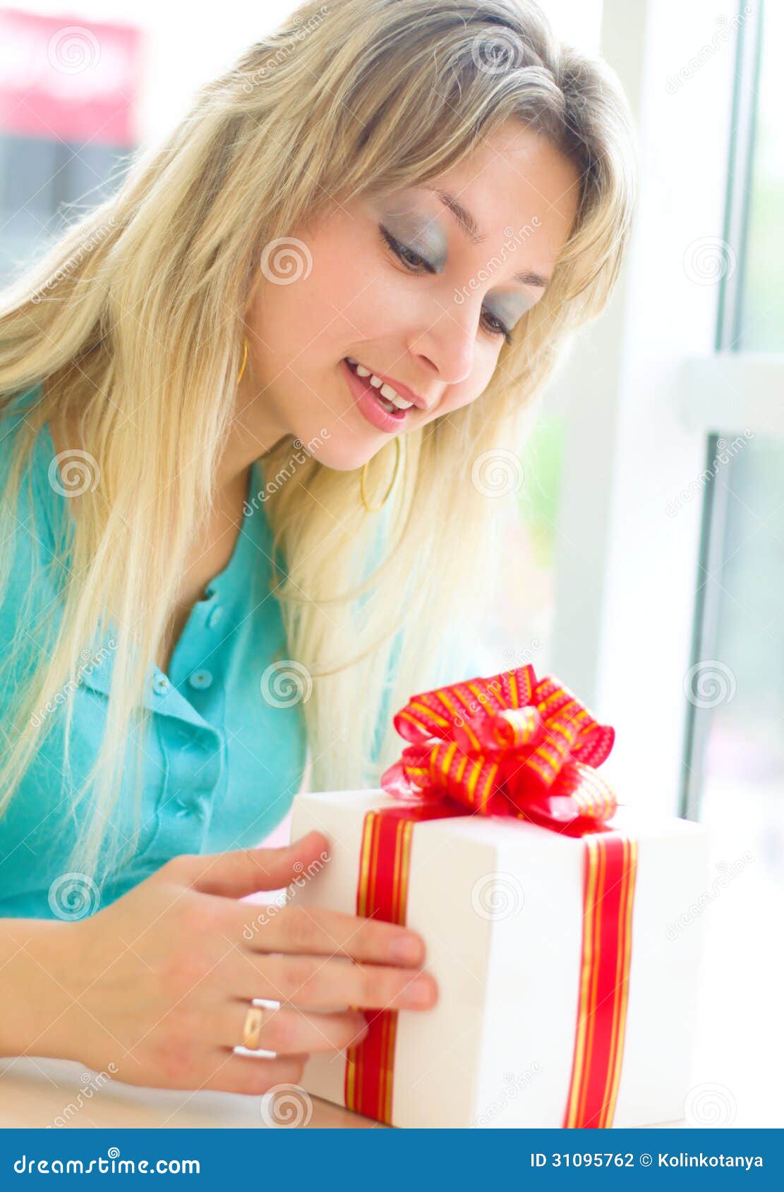 Girl with gift box stock photo. Image of cake, happy - 31095762