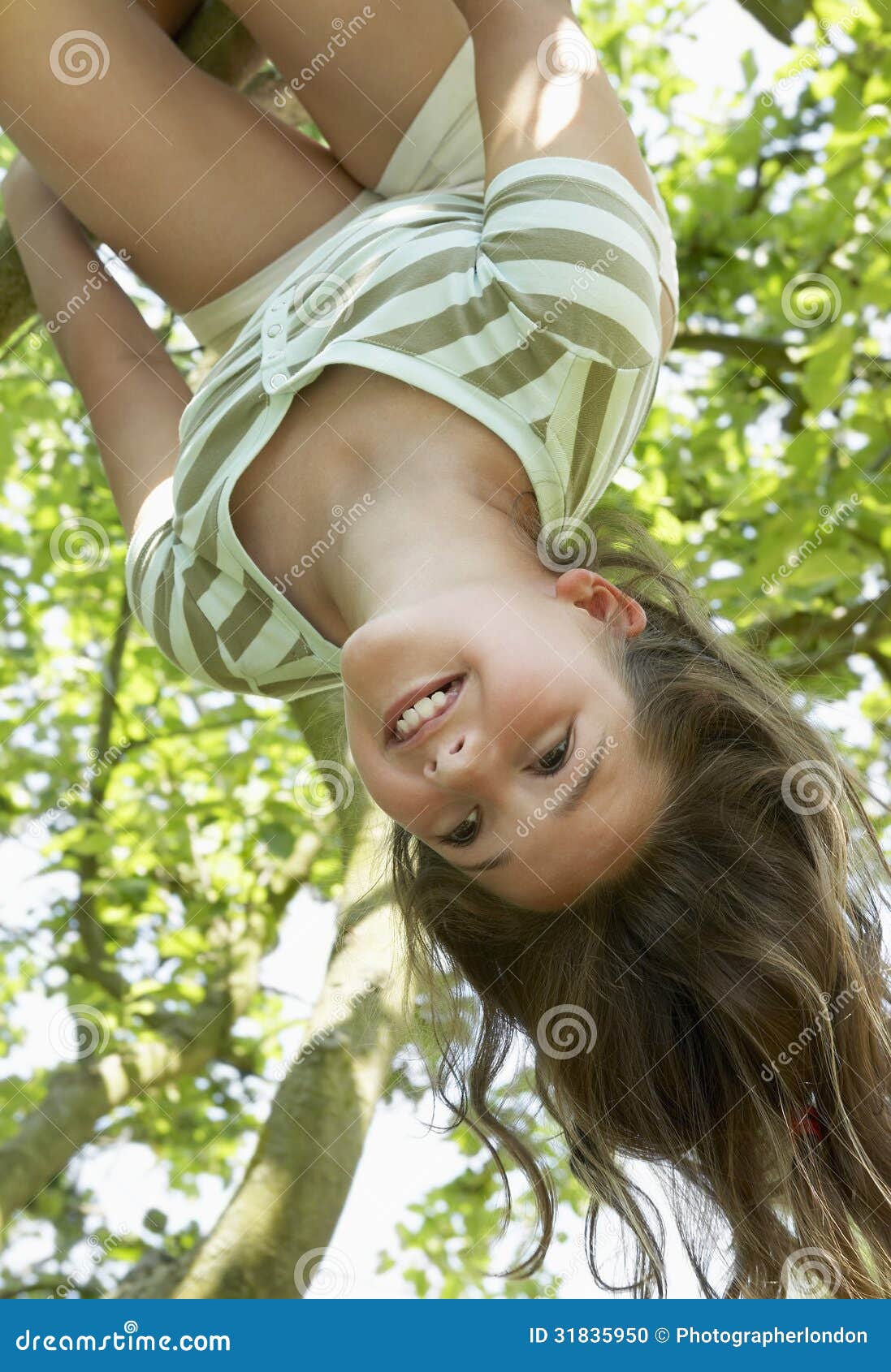 Hanging Upside Down Ribbon Slides Siren