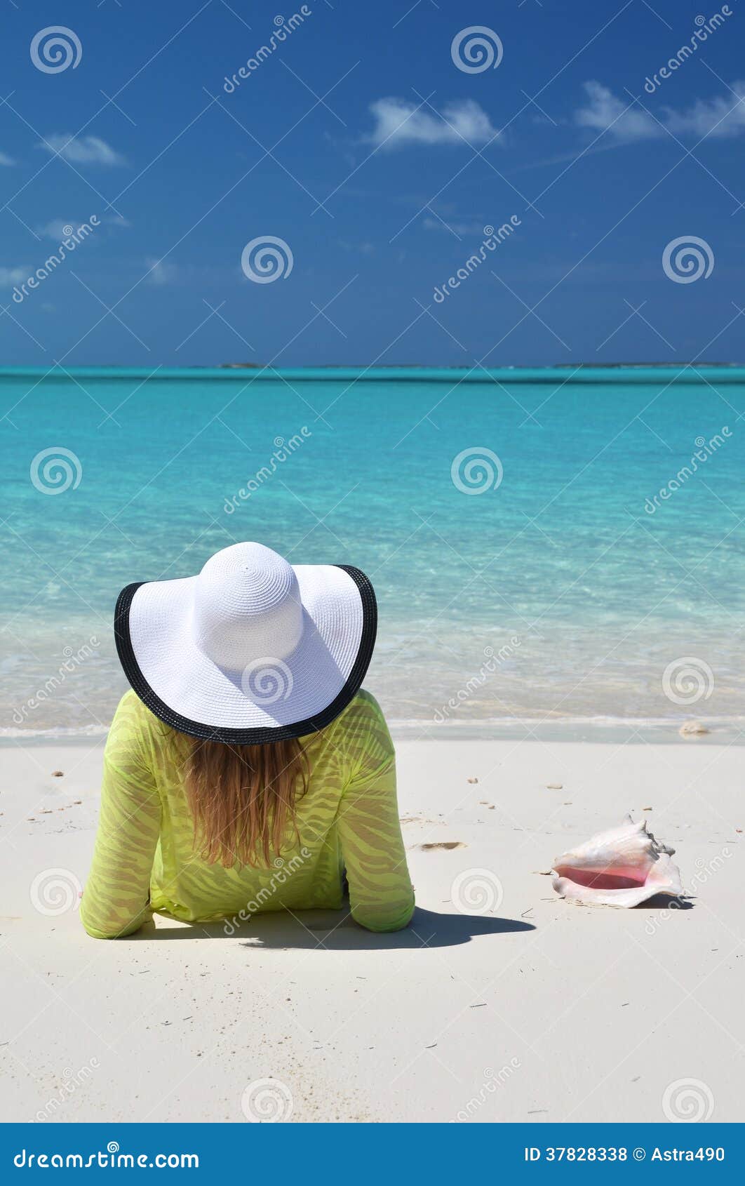 Girl in the Hat on the Beach Stock Photo - Image of blond, scenic: 37828338