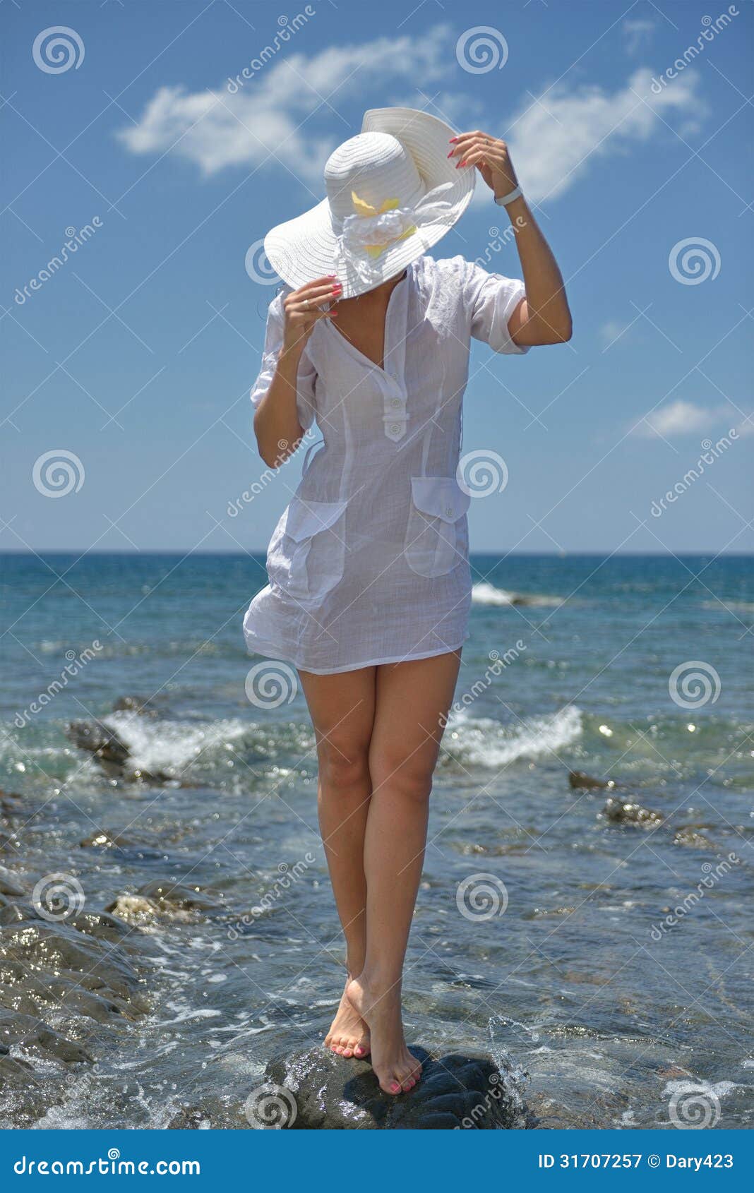 Girl in hat on sea stock image. Image of human, tourist - 31707257