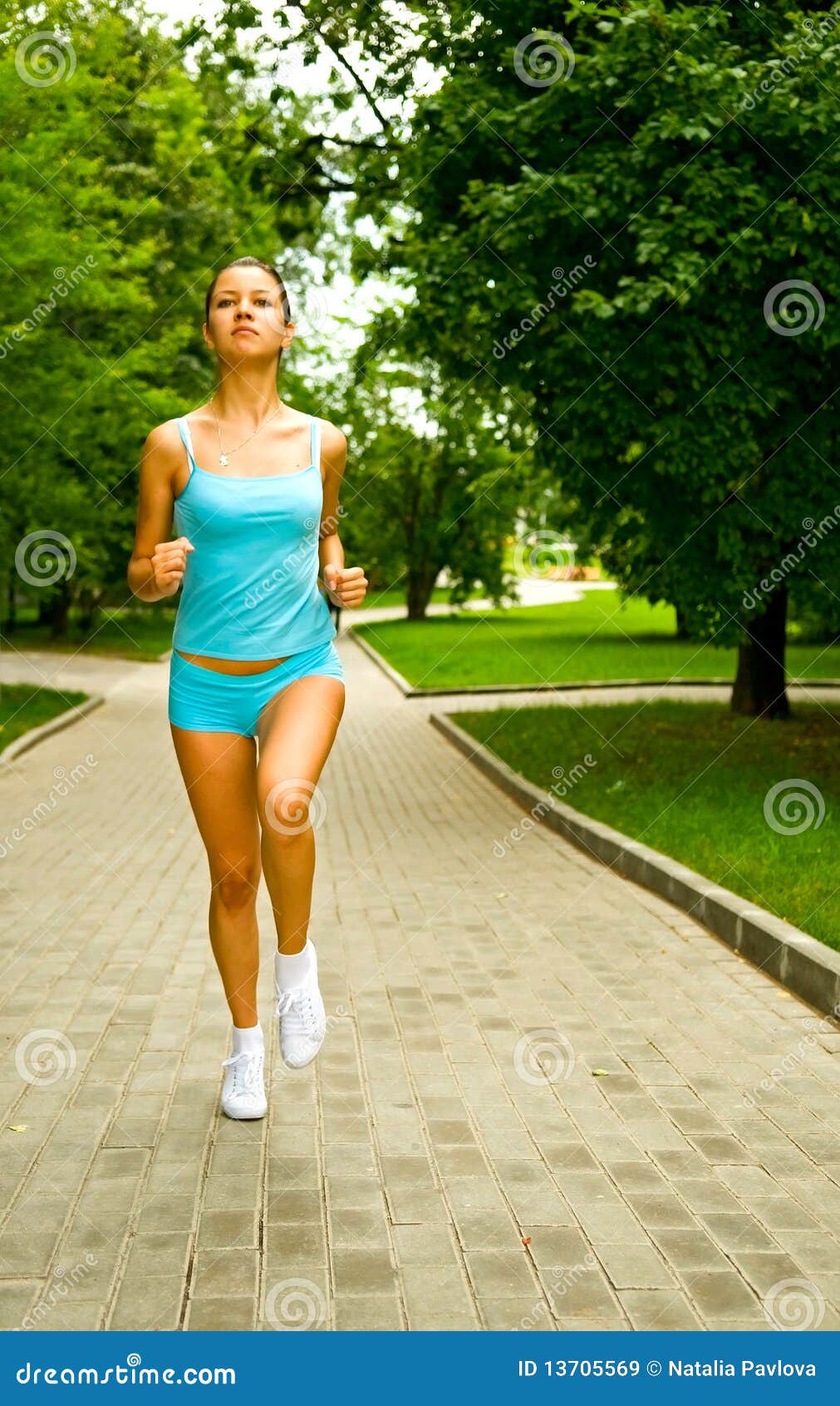 Girl jogging stock image. Image of femininity, park, head - 13705569