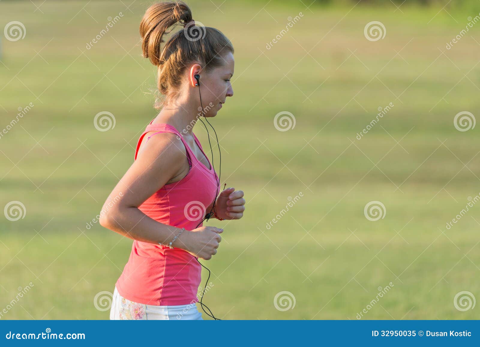 Girl jogging in nature stock image. Image of lifestyles - 32950035