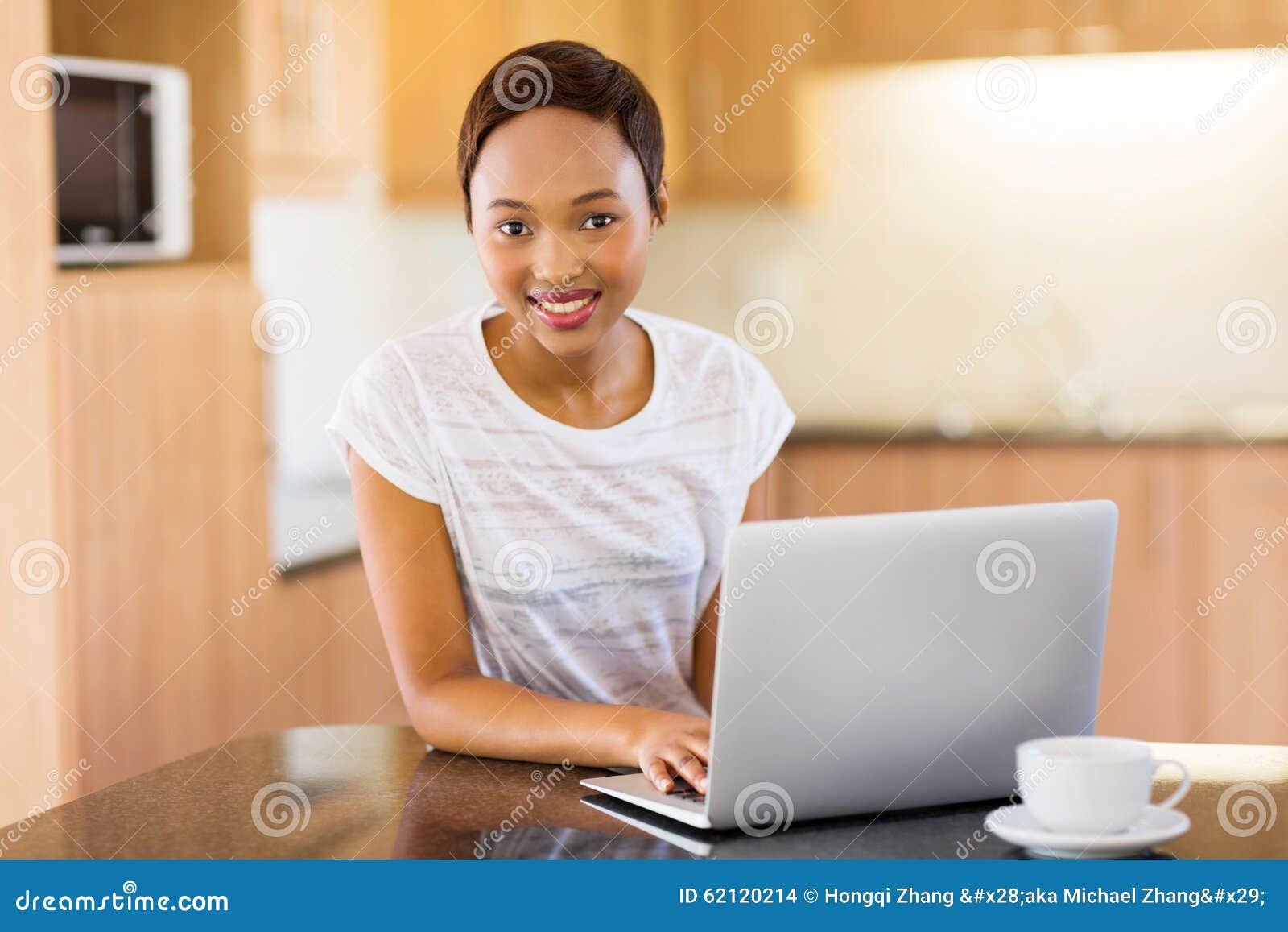 Girl laptop computer stock photo. Image of lifestyle - 62120214