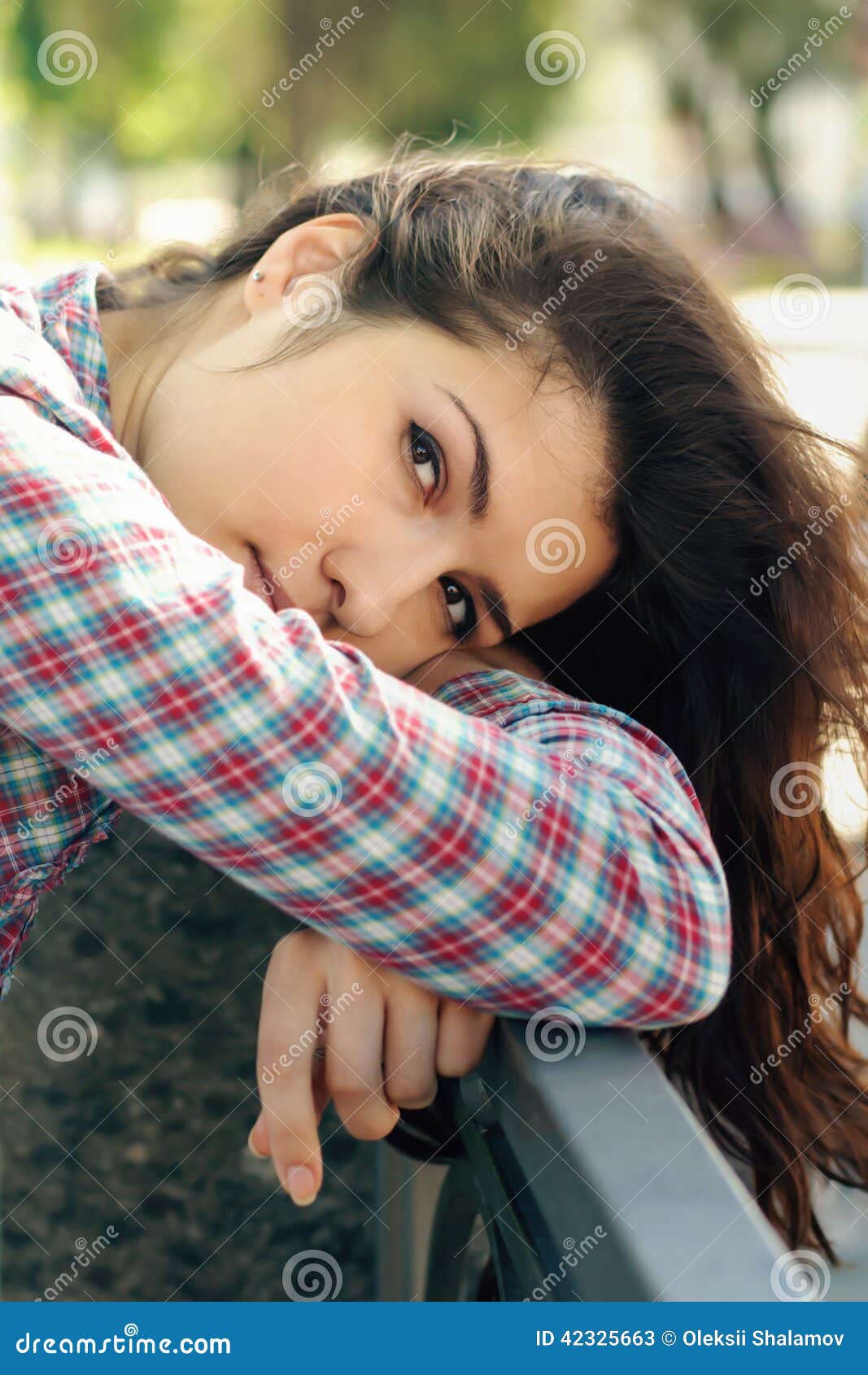 The Girl Leaned Over the Railing Stock Image - Image of person, white ...