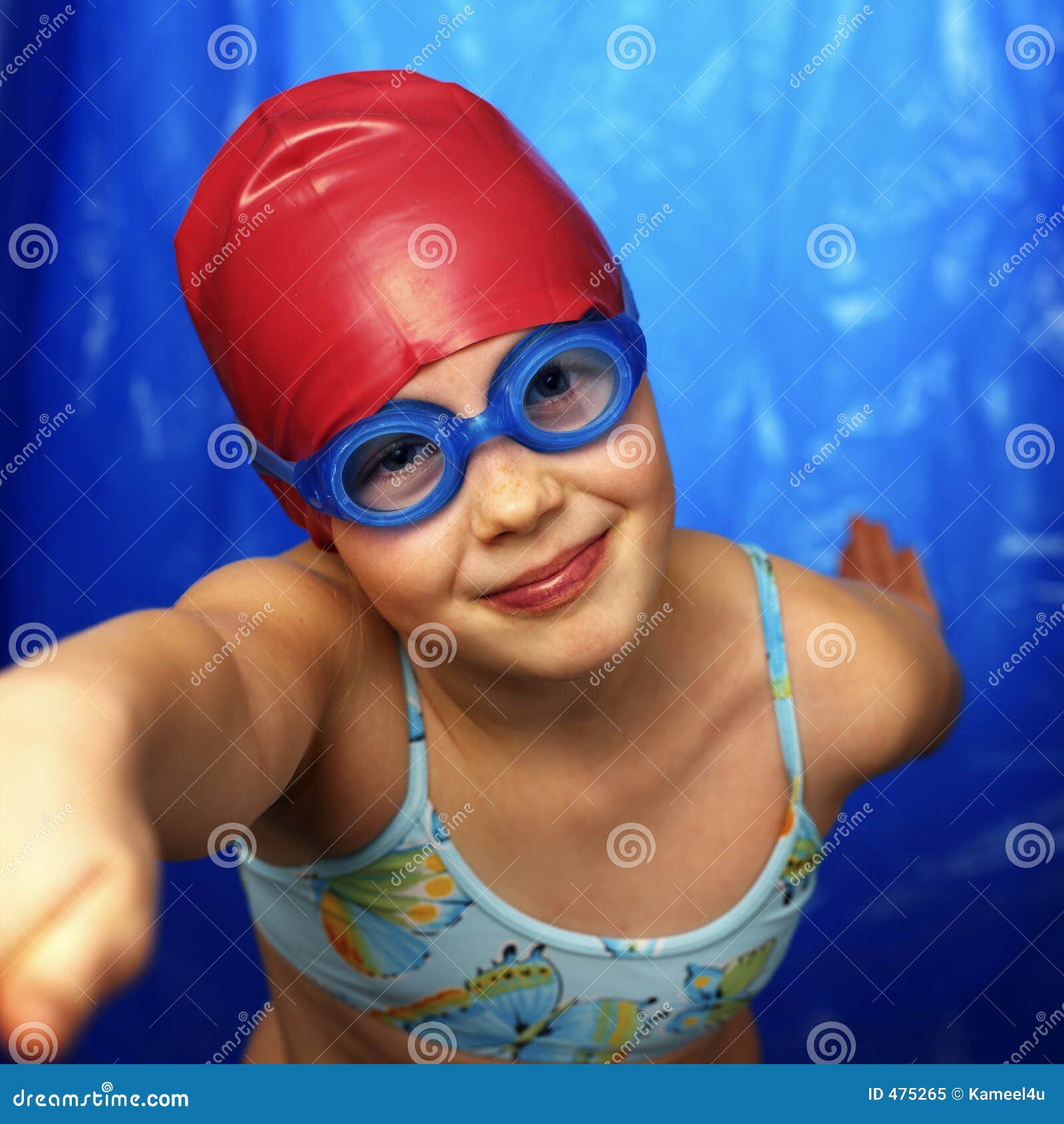 Girl learning how to swim stock image. Image of swimming - 475265