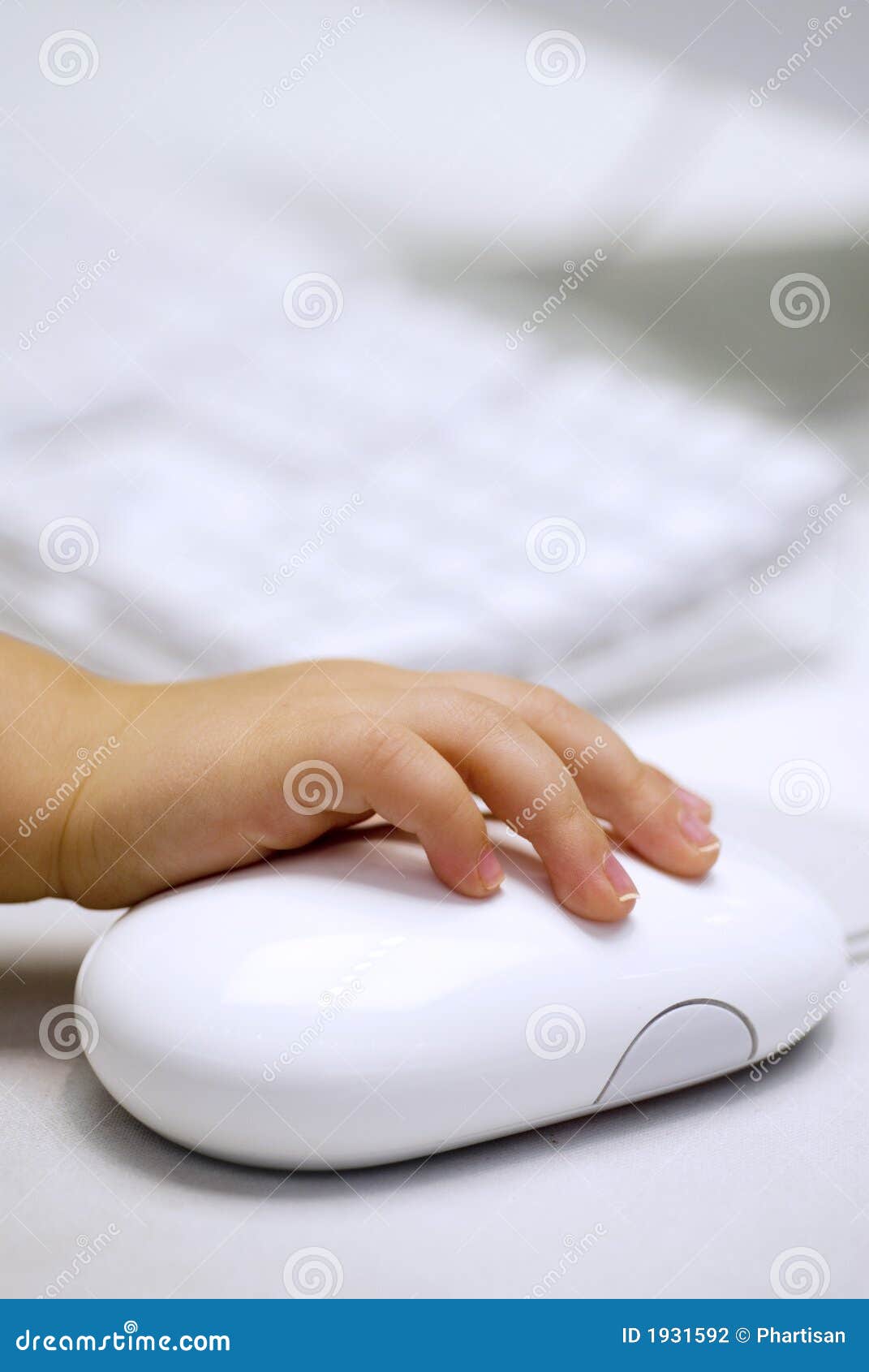 2,305 Learning To Use Computer Photos - Free & Royalty-Free Stock ...