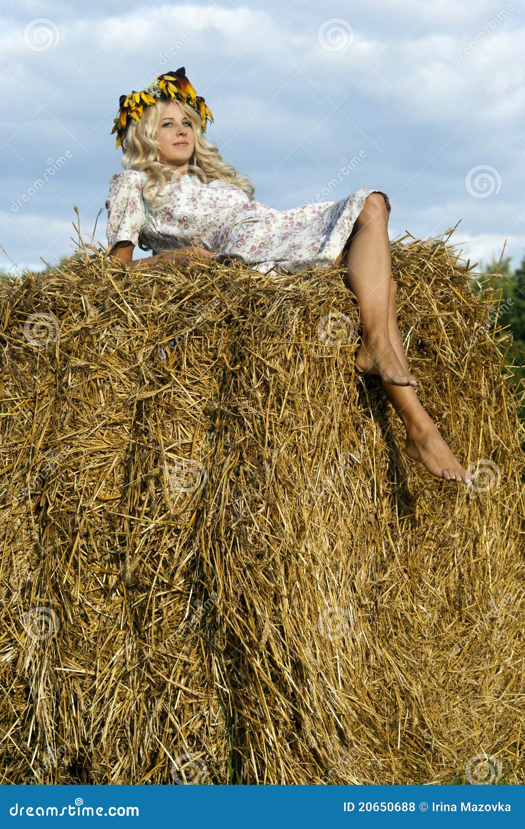 Girl lies on the haystack stock photo. Image of freedom - 20650688