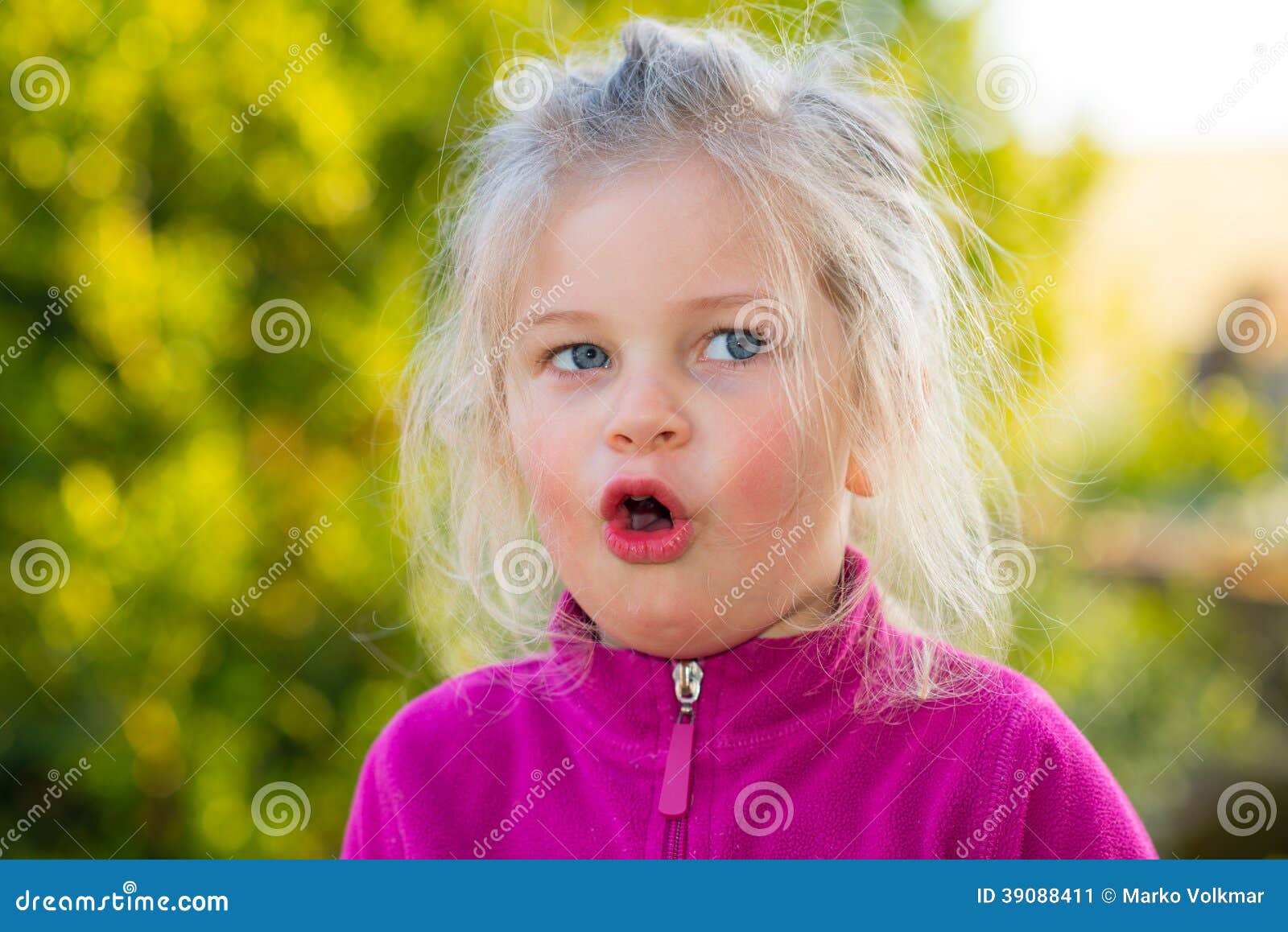 Girl looking amazed stock image. Image of exhilaration - 39088411