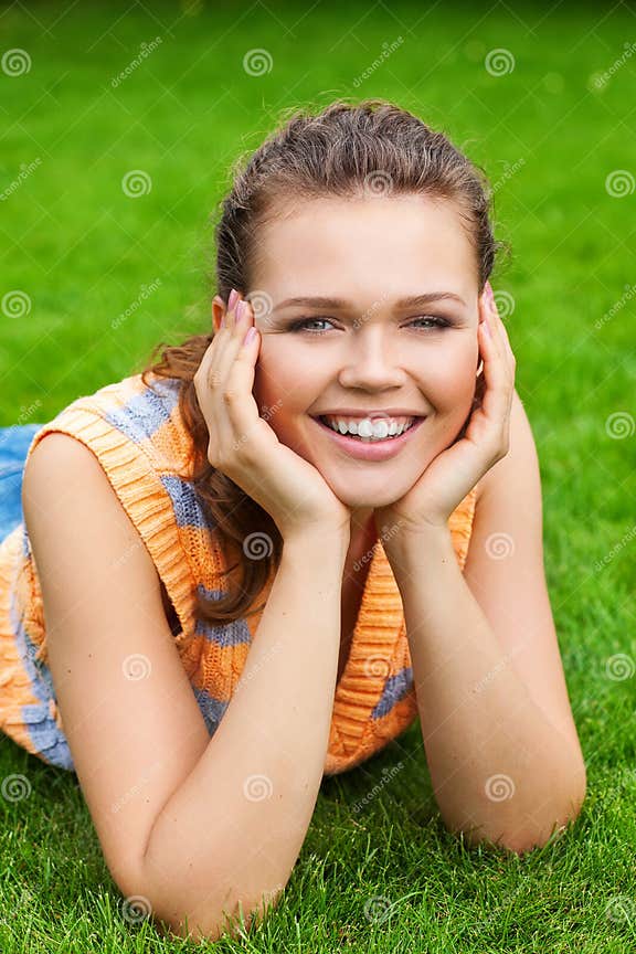 Girl Lying On Grass Stock Image Image Of Happy Pretty 15347291